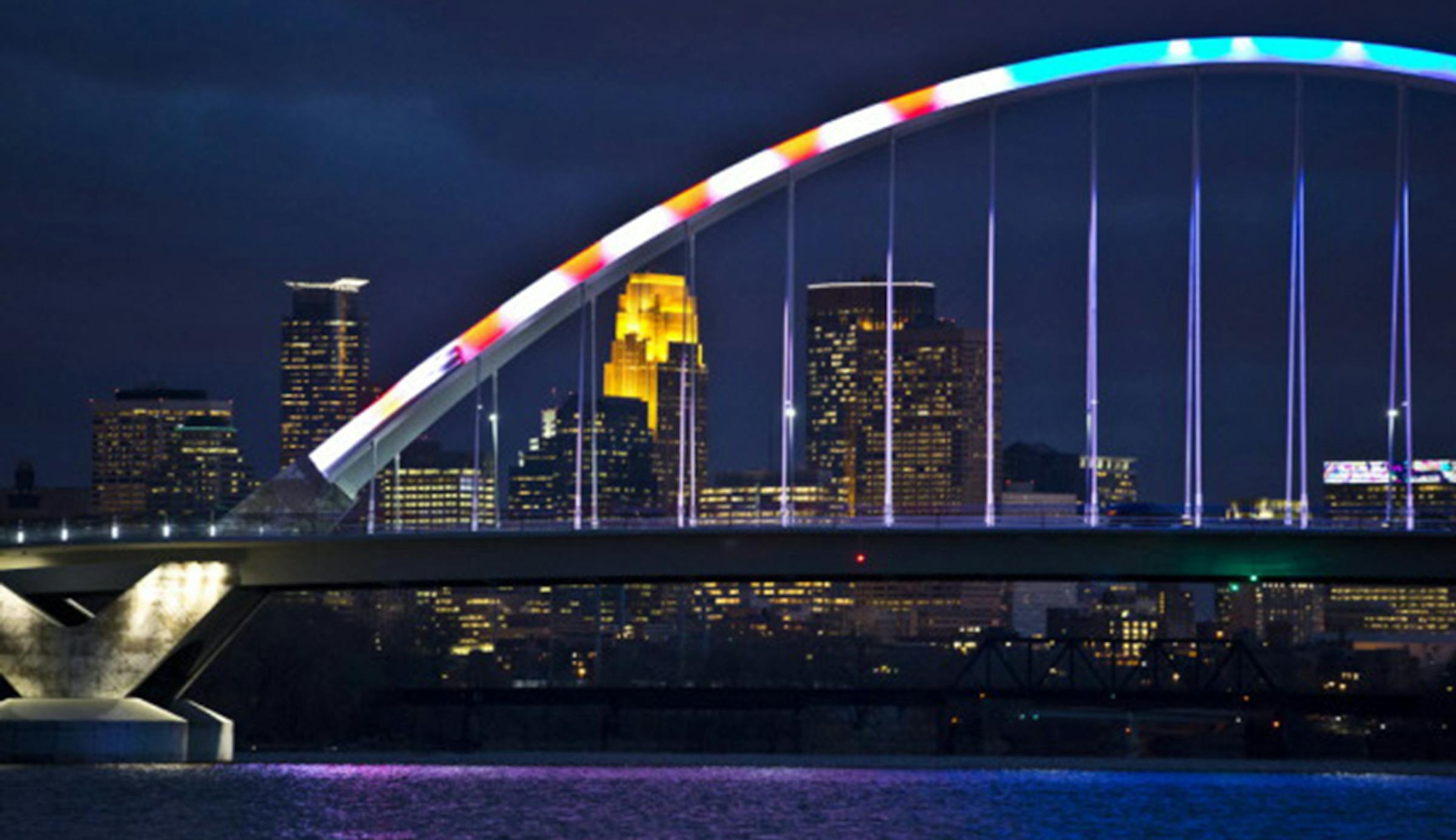Hennepin Board picks days to light up Lowry Bridge