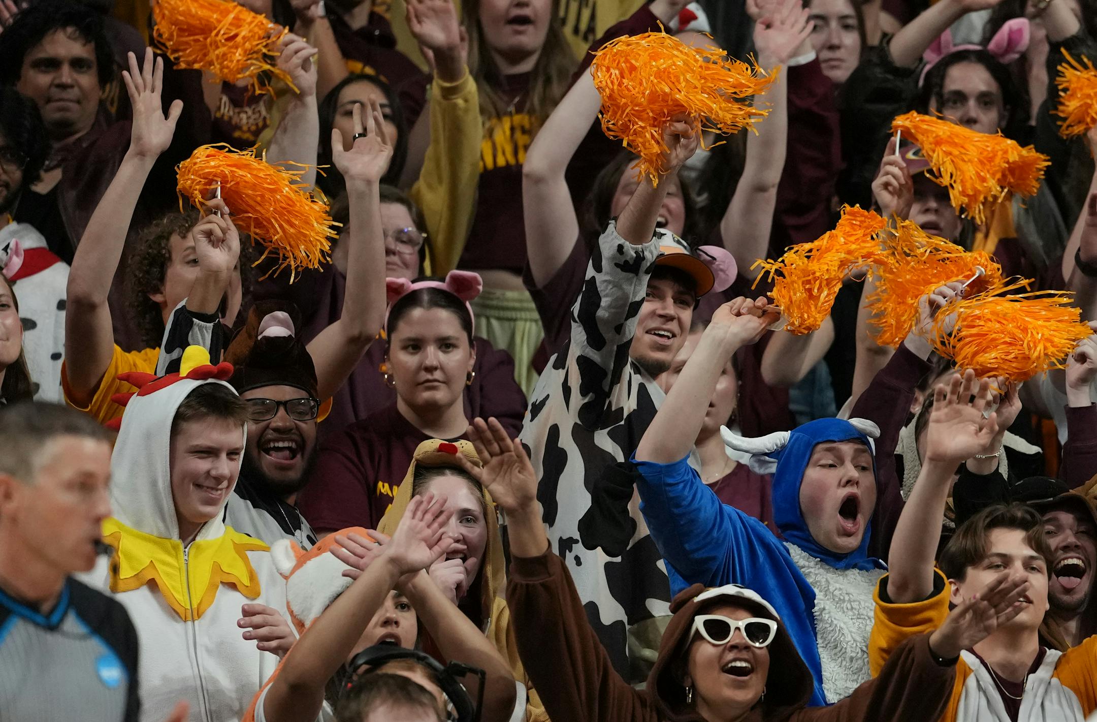 Gophers women's basketball beats Ole Miss in NCAA tournament