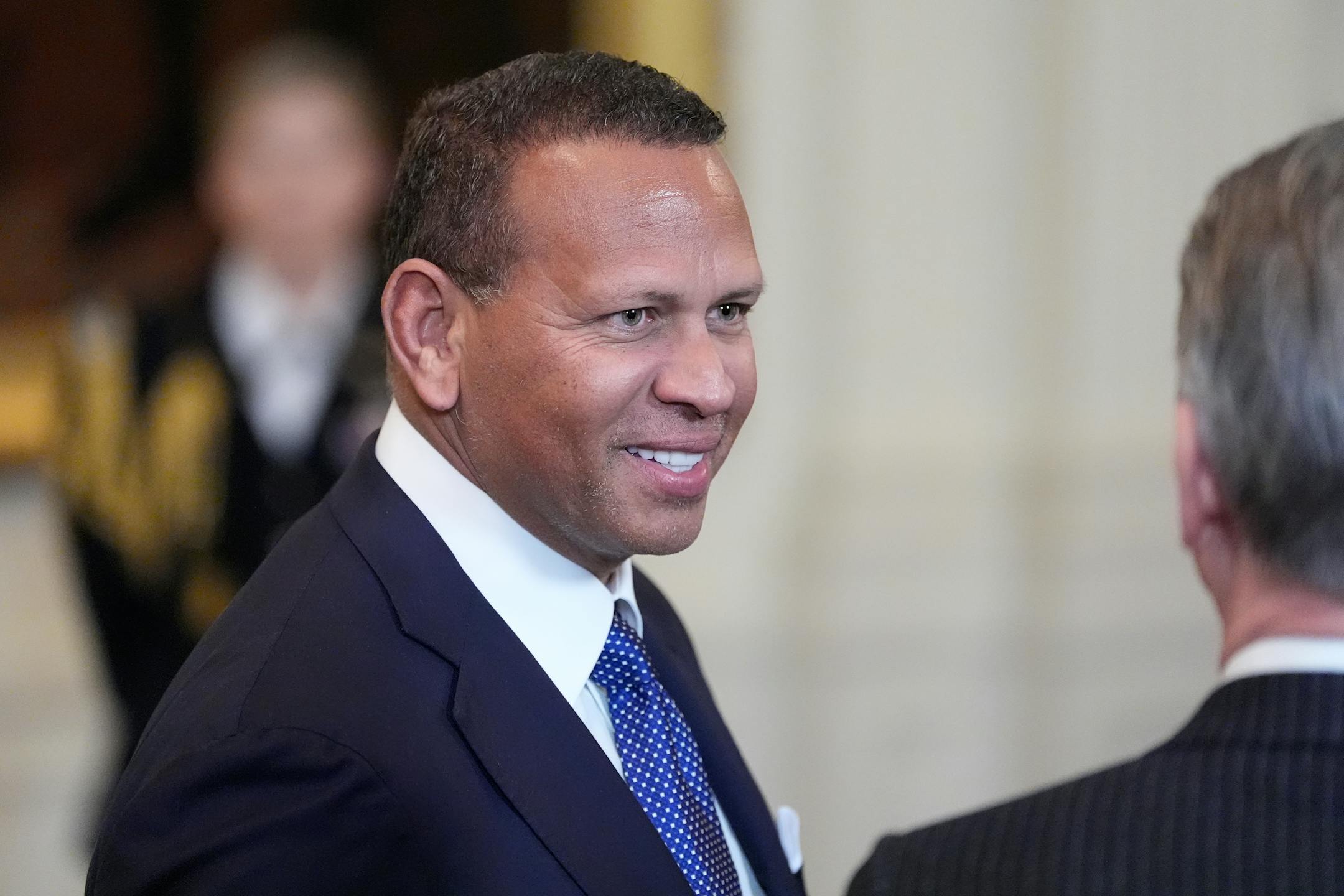 Timberwolves owner Alex Rodriguez visits White House