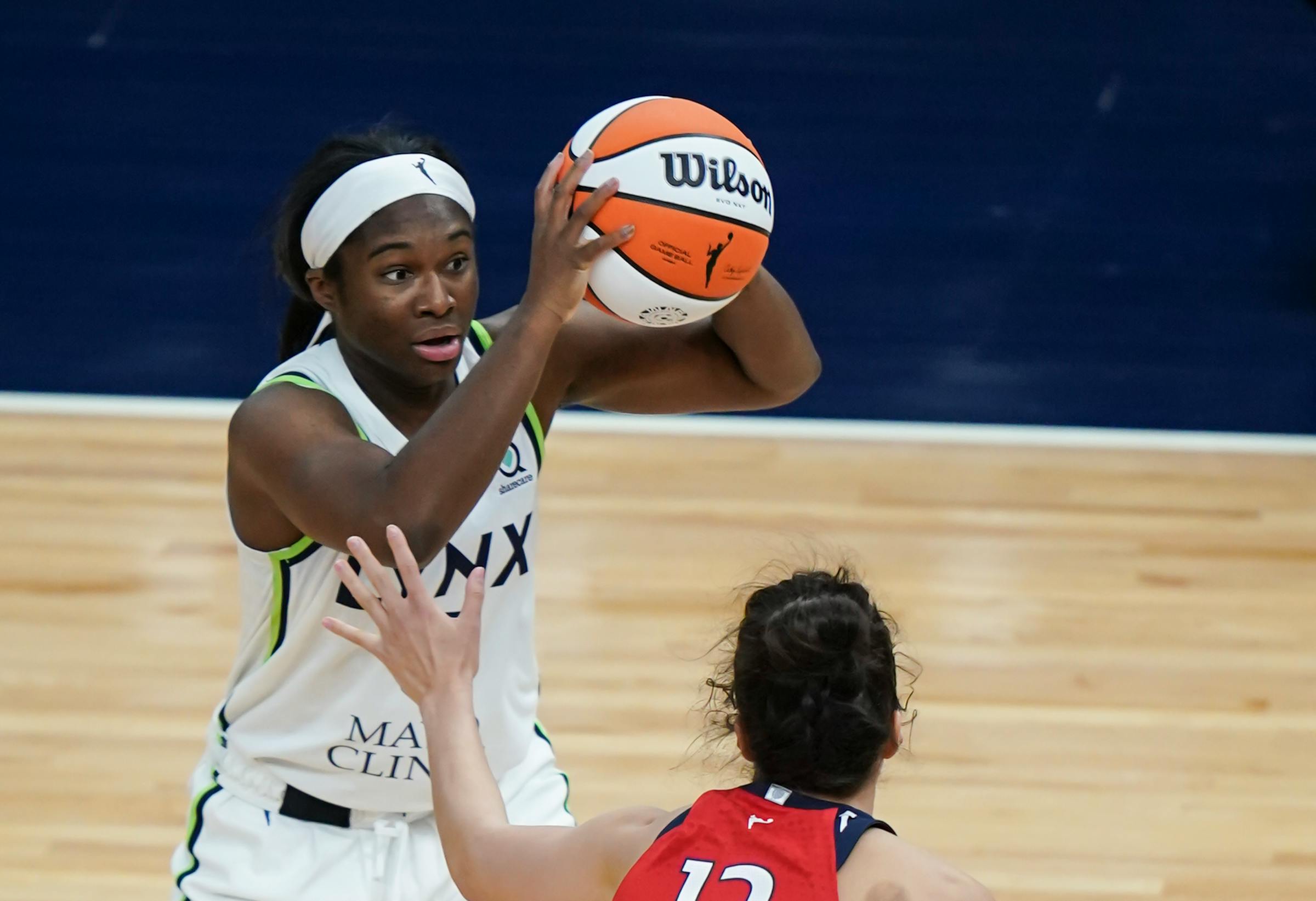 Lynx waive guard Linnae Harper; Kayla McBride headed home