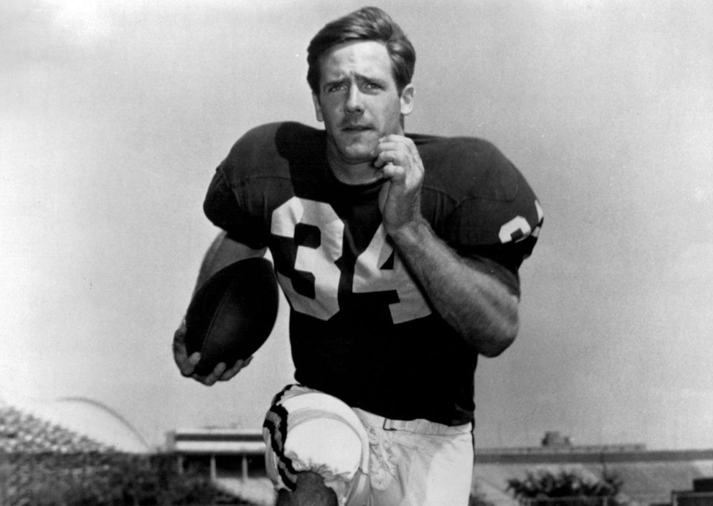 Former Gophers, Packers great Jim Carter dead at 75