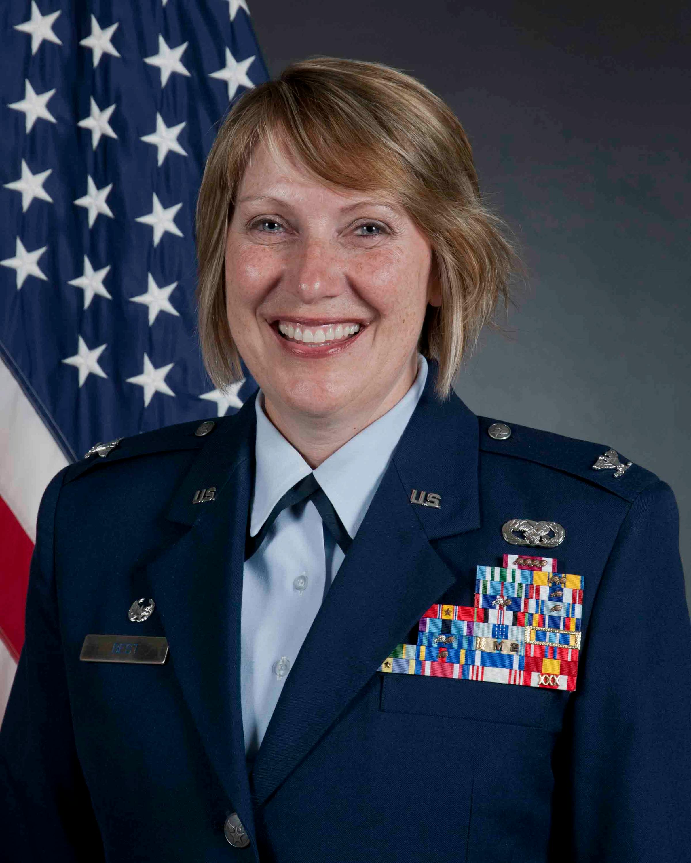 Minnesota National Guard's first female general retiring