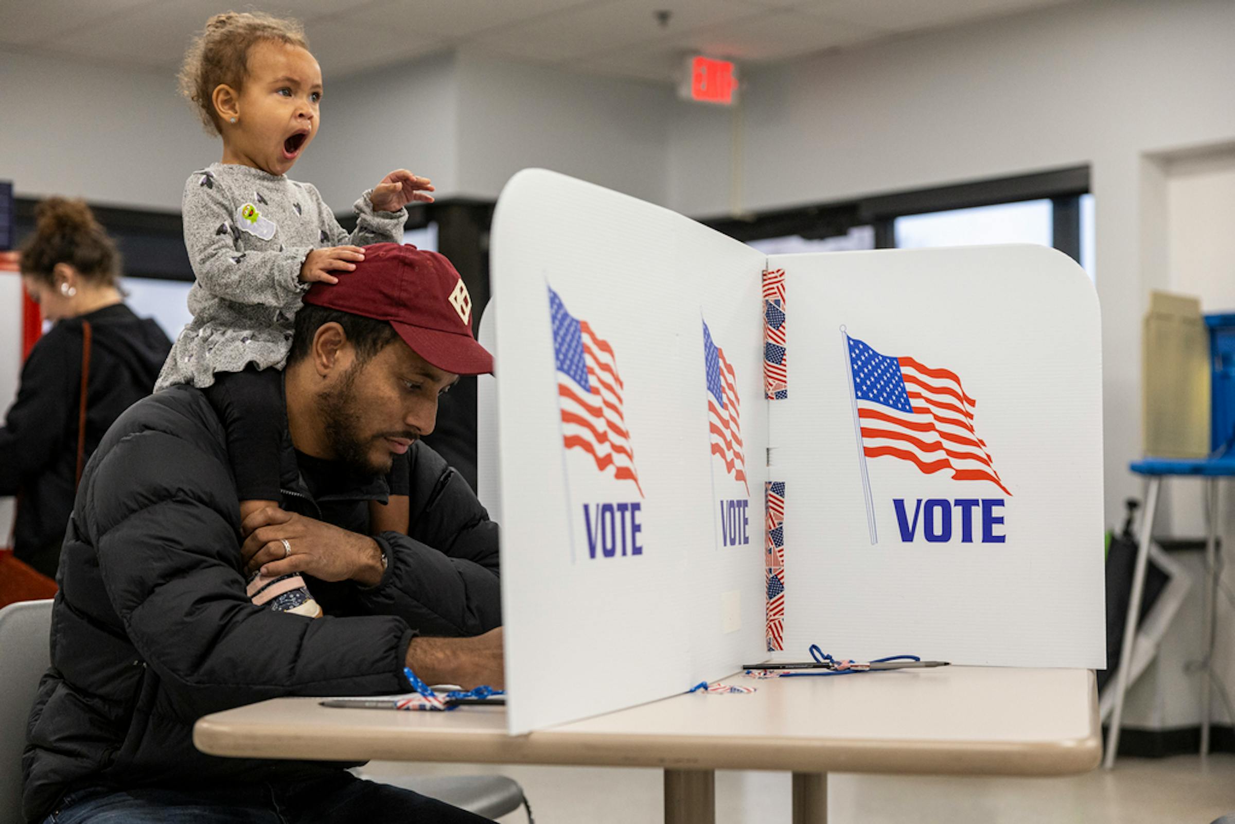 Minnesotans have cast about 920,000 early ballots with five days to go