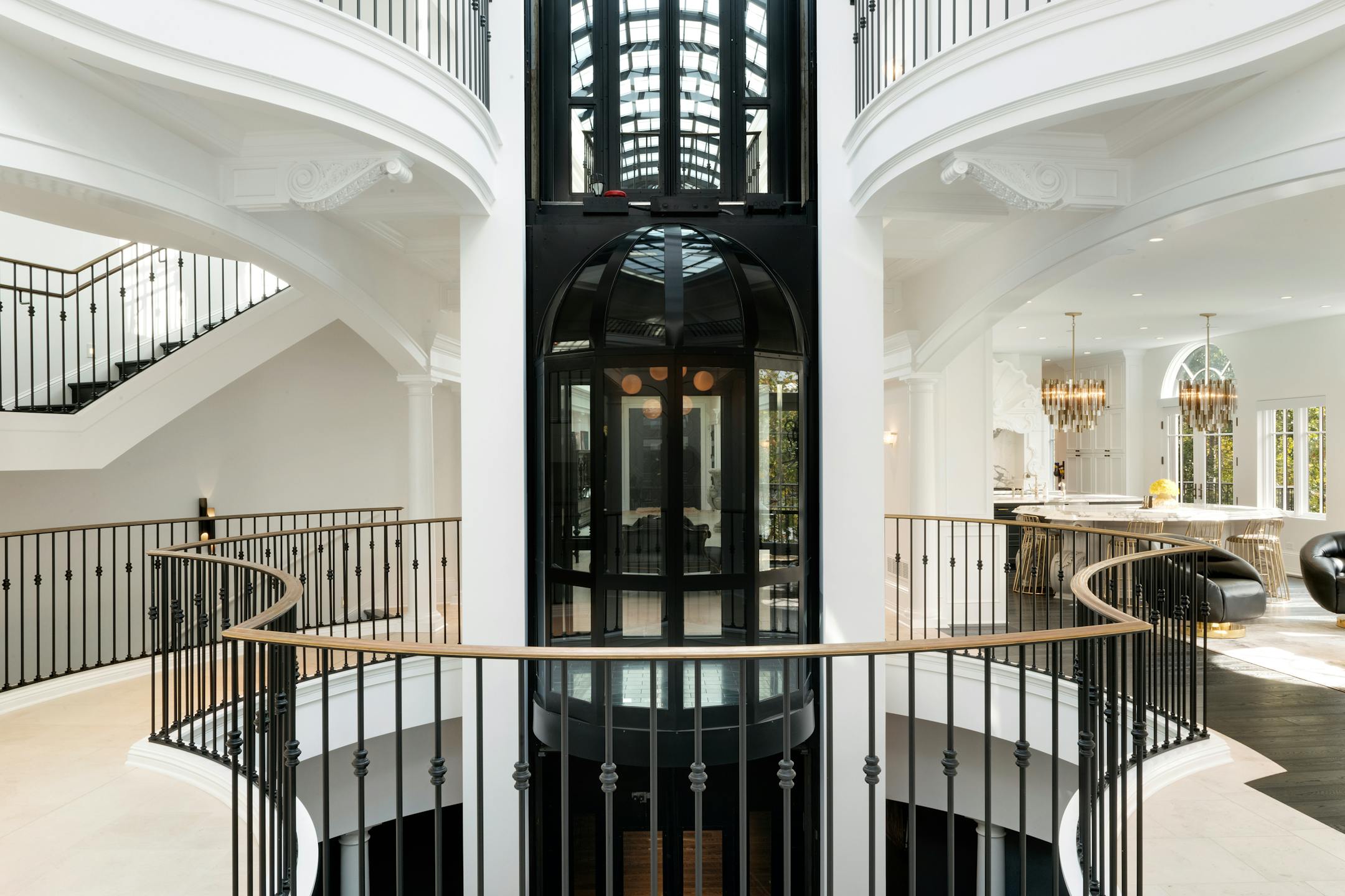 ‘Incredibly glamorous’ Lake Minnetonka island estate lists for $11 million