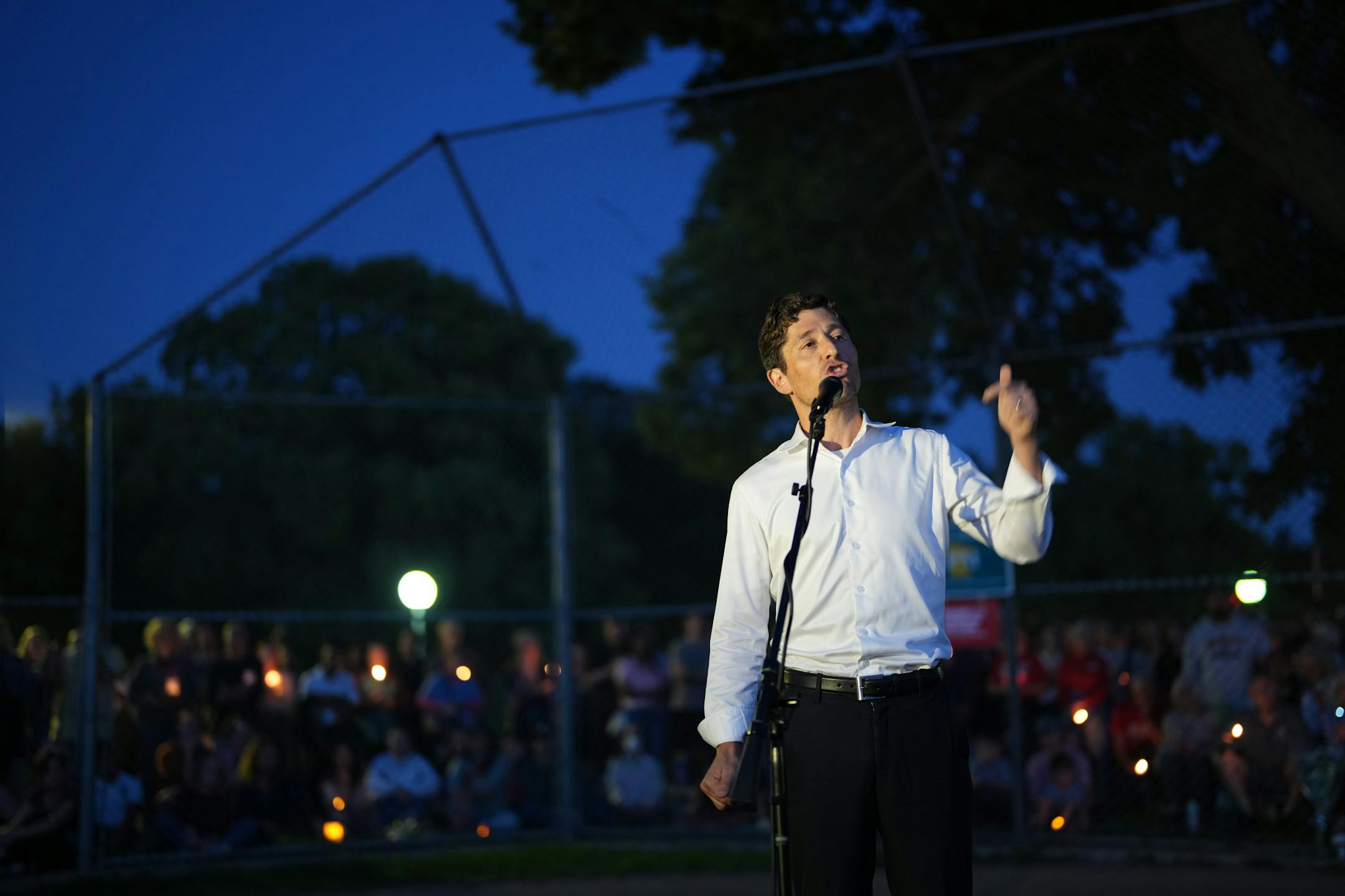 Hundreds attend vigils in wake of Annunciation Church shooting that ...