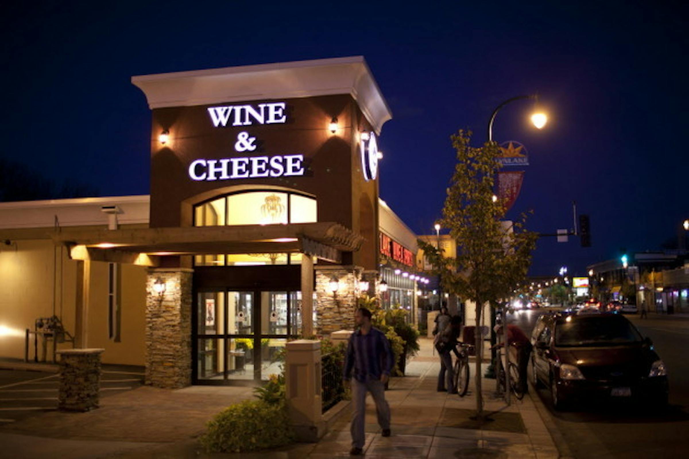 Maps: Minneapolis' liquor store landscape