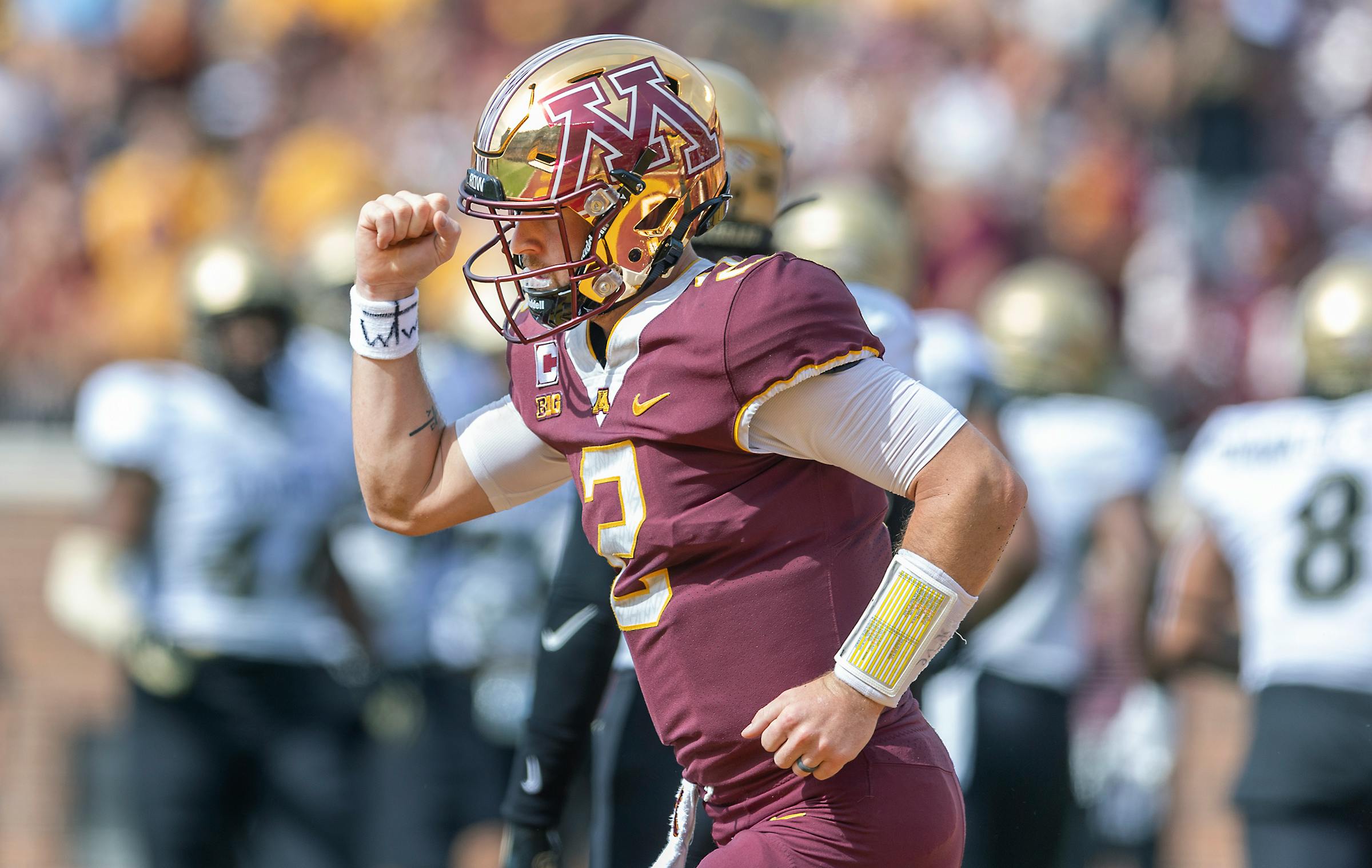 Gophers QB Tanner Morgan named Big Ten player of the week