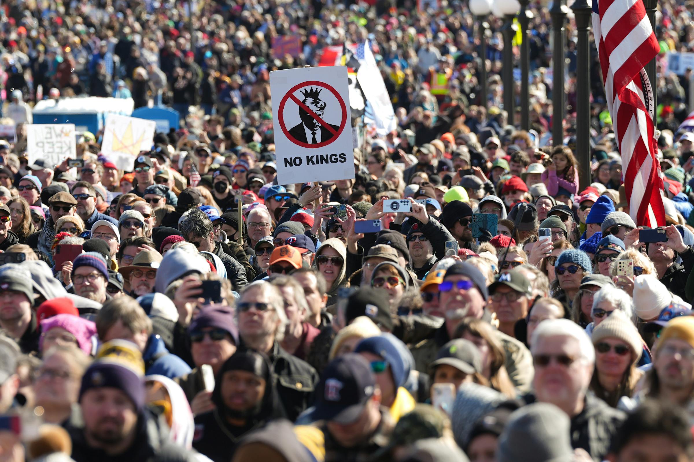MN No Kings protest: Live updates