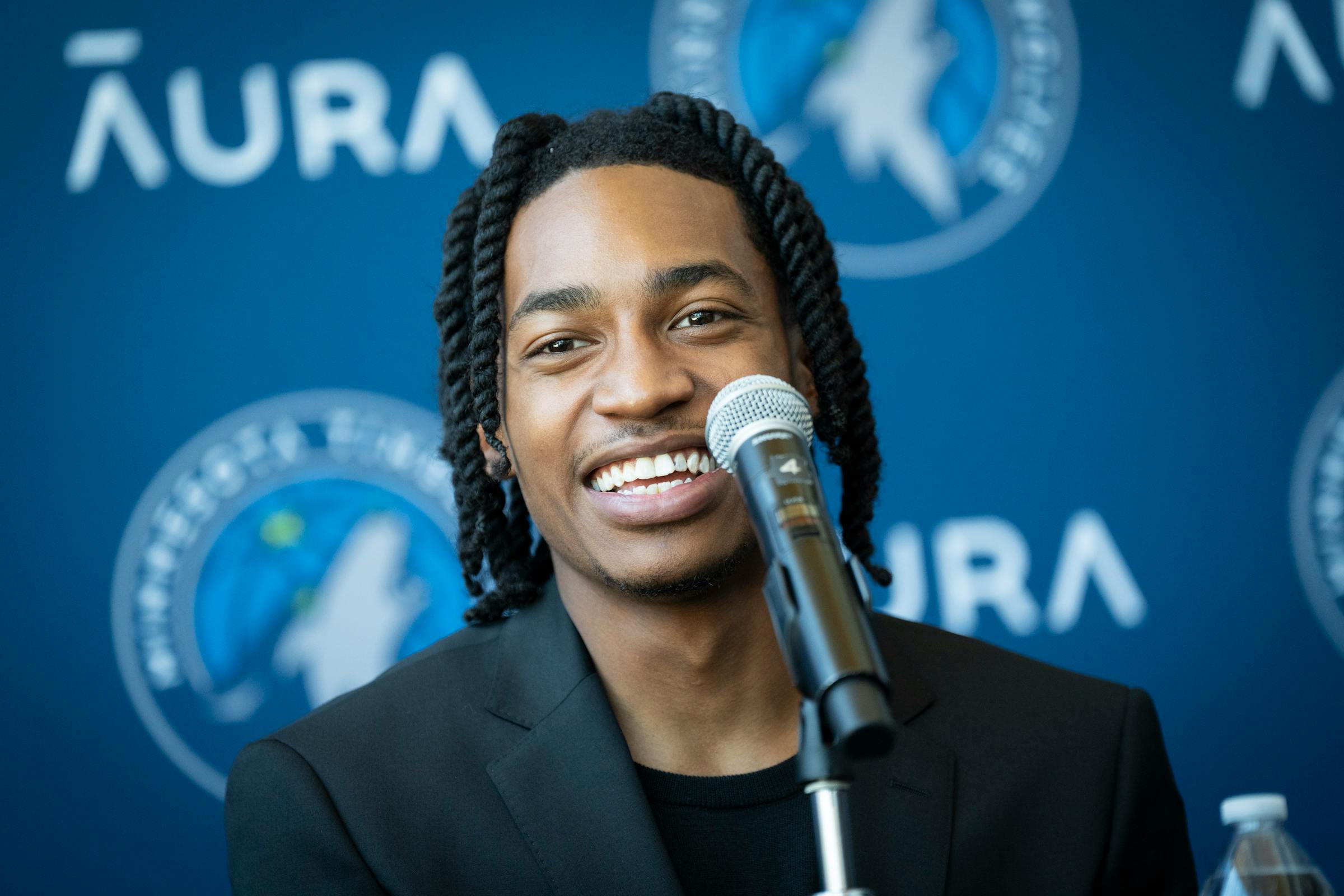 Timberwolves guard Rob Dillingham learning the NBA ropes from Mike ...