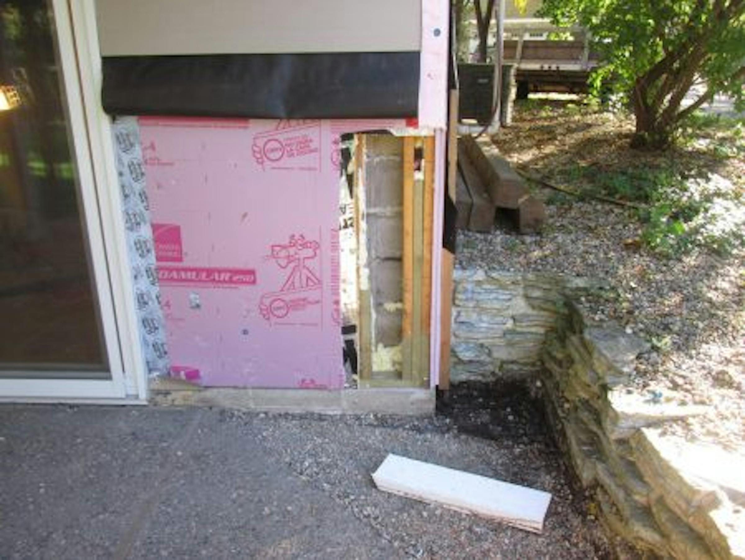 Concealed damage, part 2: stinky bees