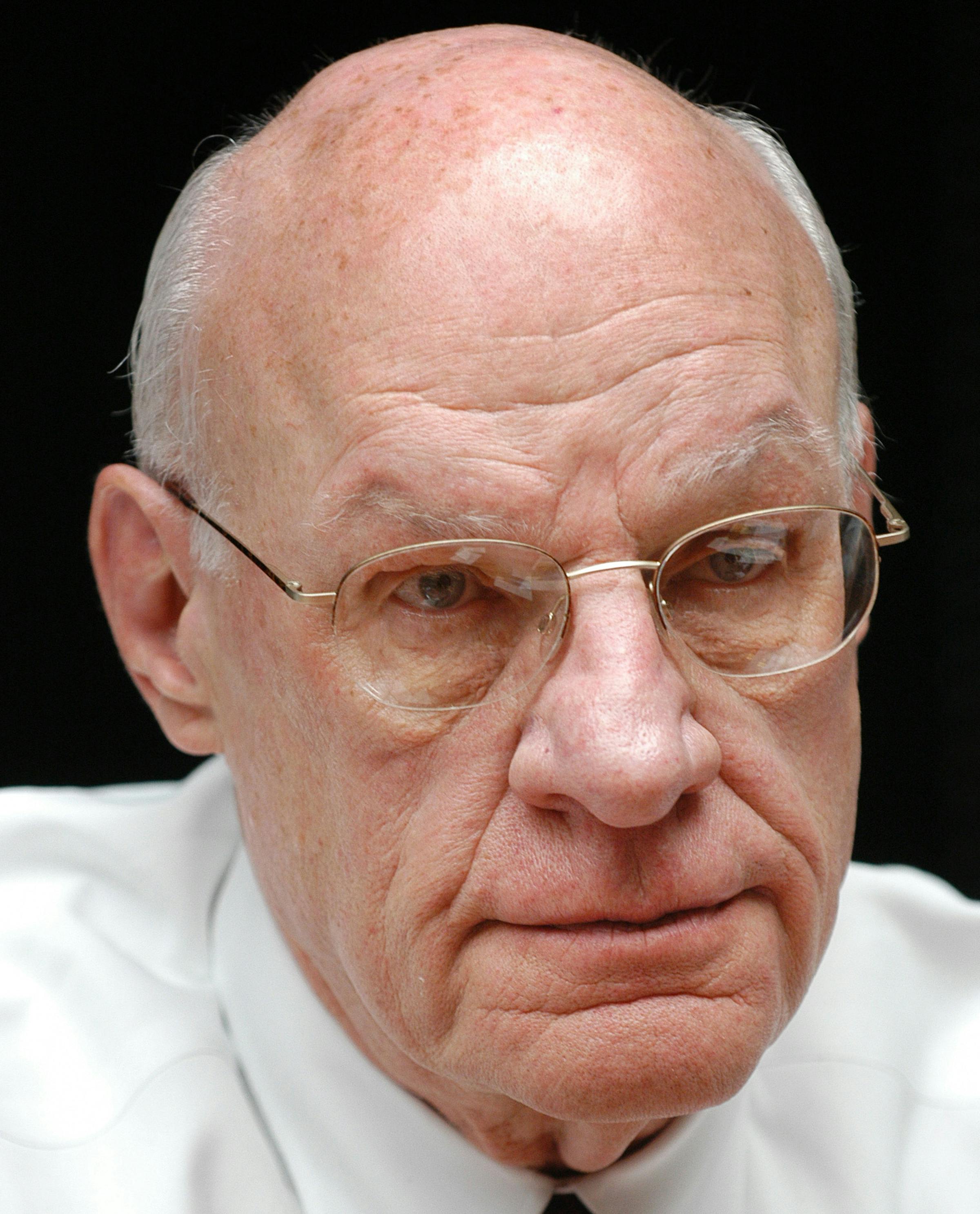 Obituary: Peter Frechette, former Patterson CEO, also known for ...