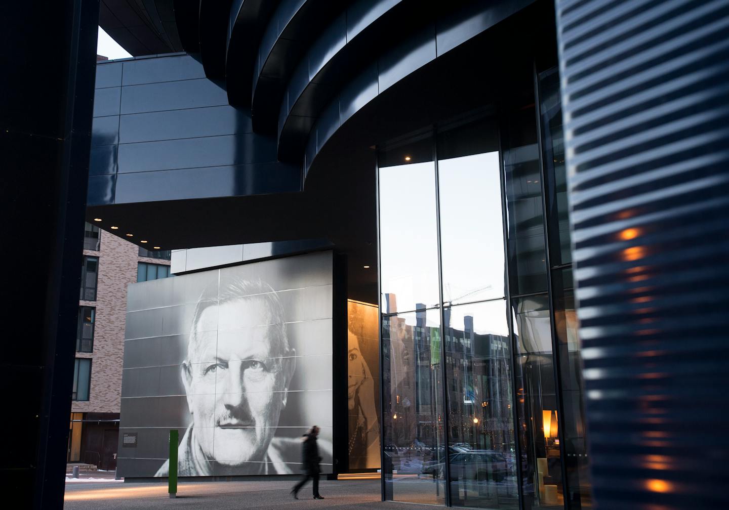 Guthrie Theater opens new restaurant in time for 'A Christmas Carol'