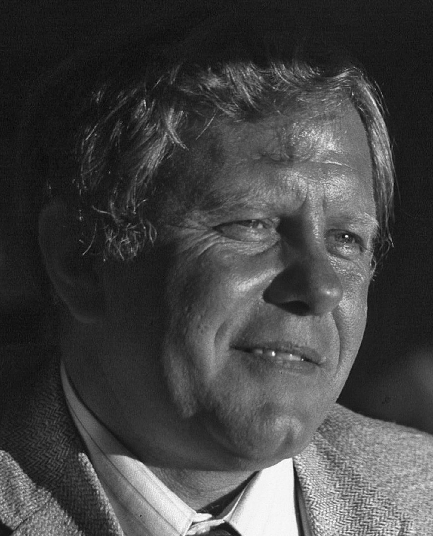 Frank Sandberg, railroad enthusiast and design engineer, dies at 76