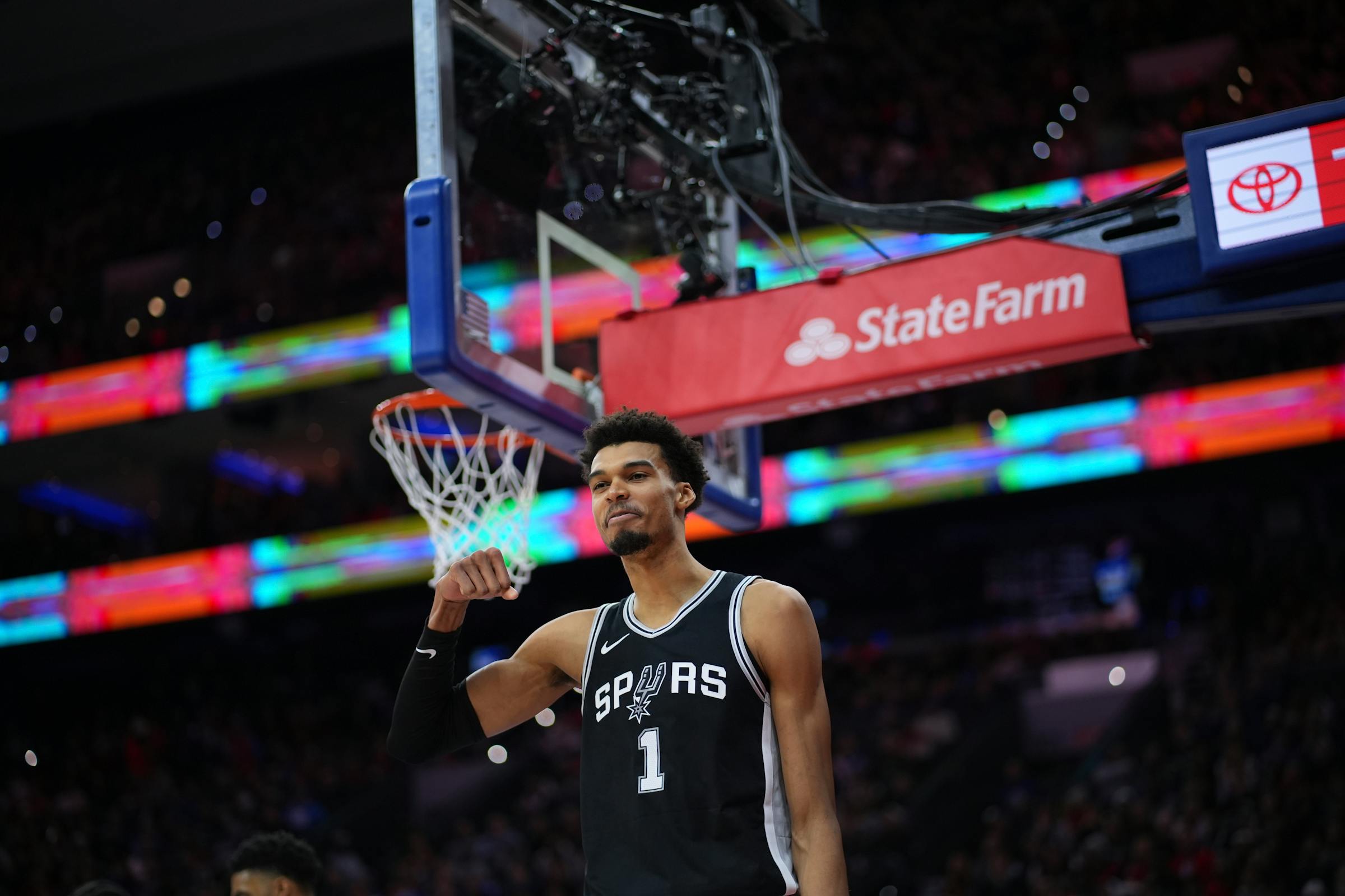 Wolves-Spurs game preview: TV-radio information, injury report, key players