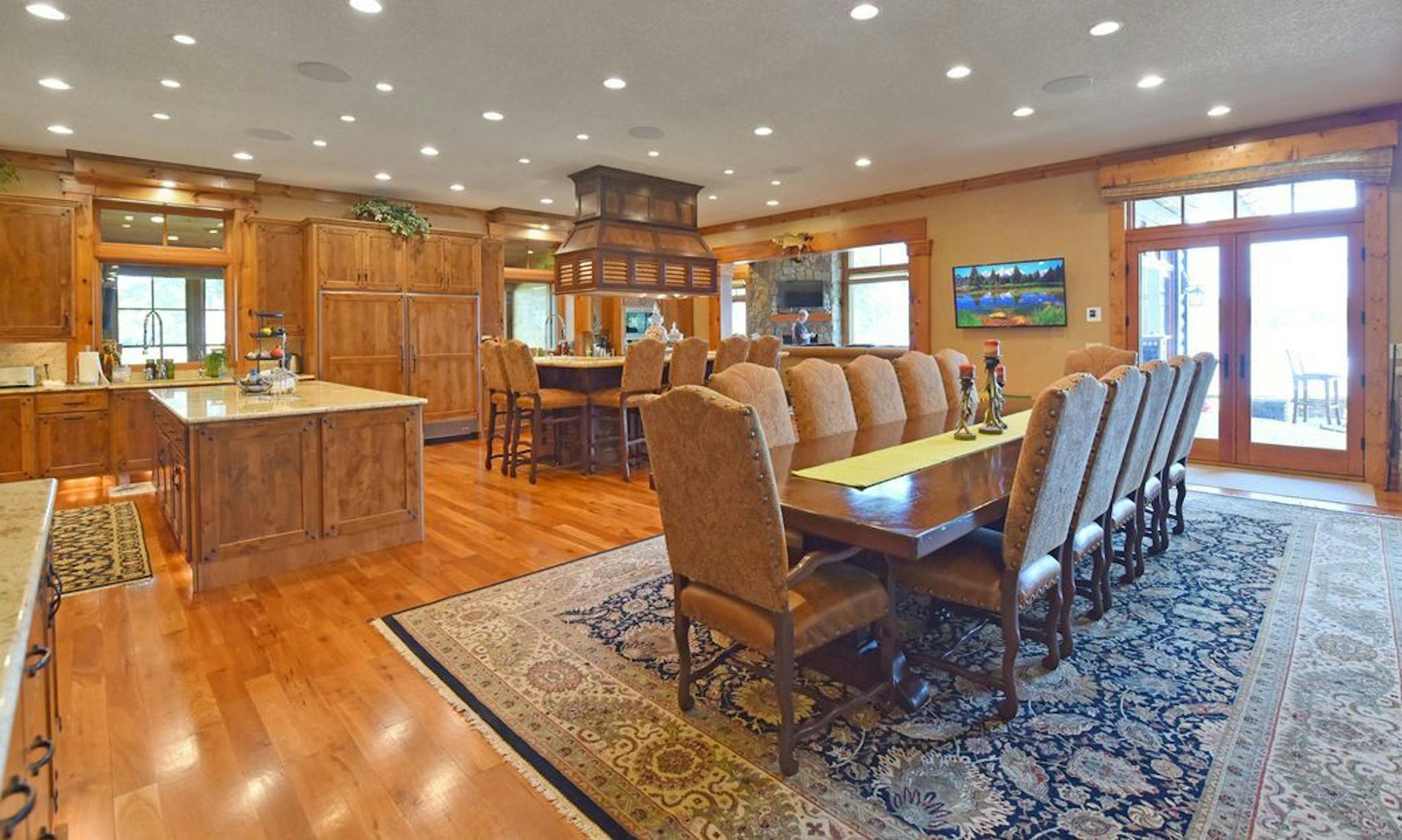Go inside Denny Hecker's former lakeside mansion retreat, now priced at $4M
