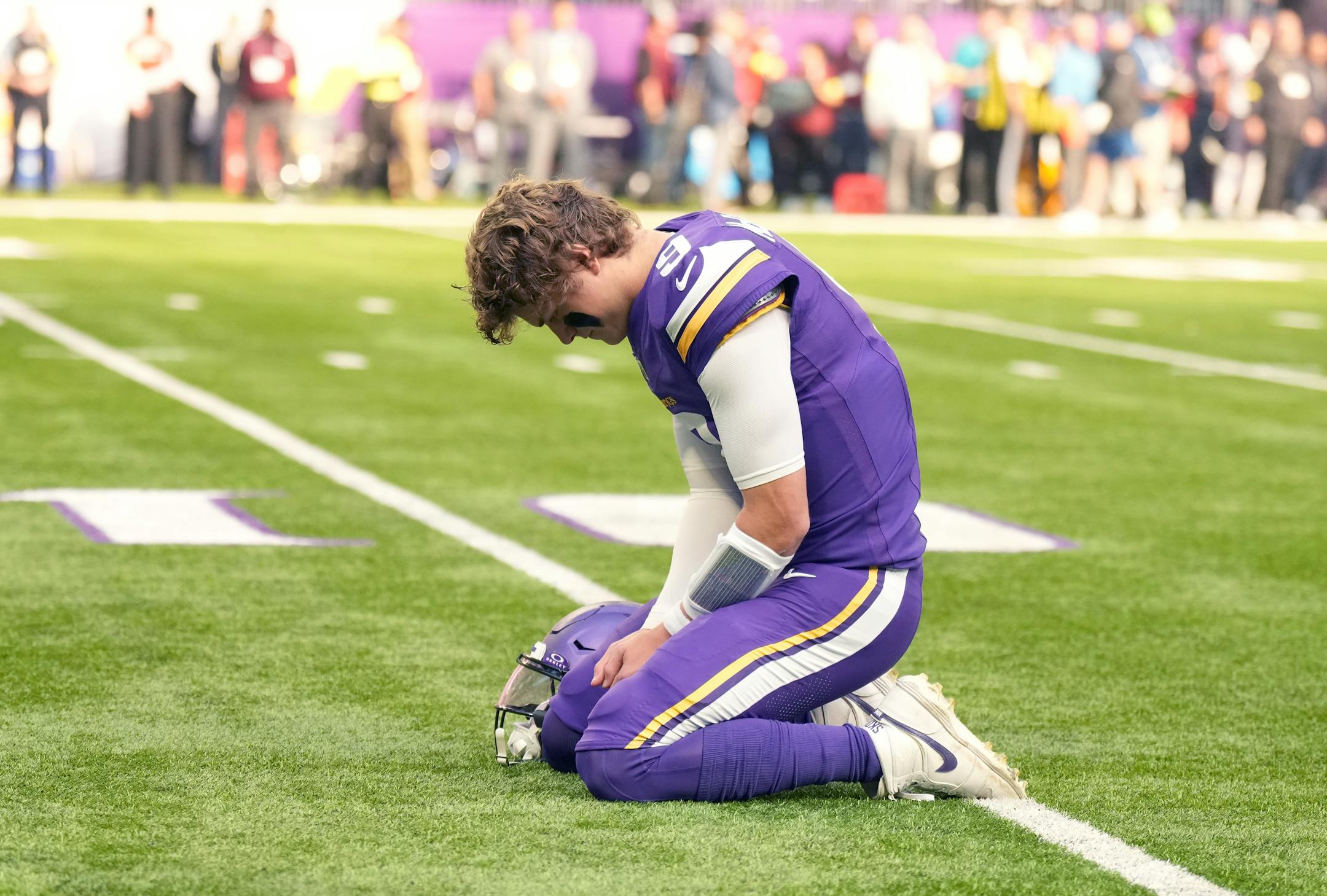 Vikings lose to the Bears 19-17 on last-second field goal