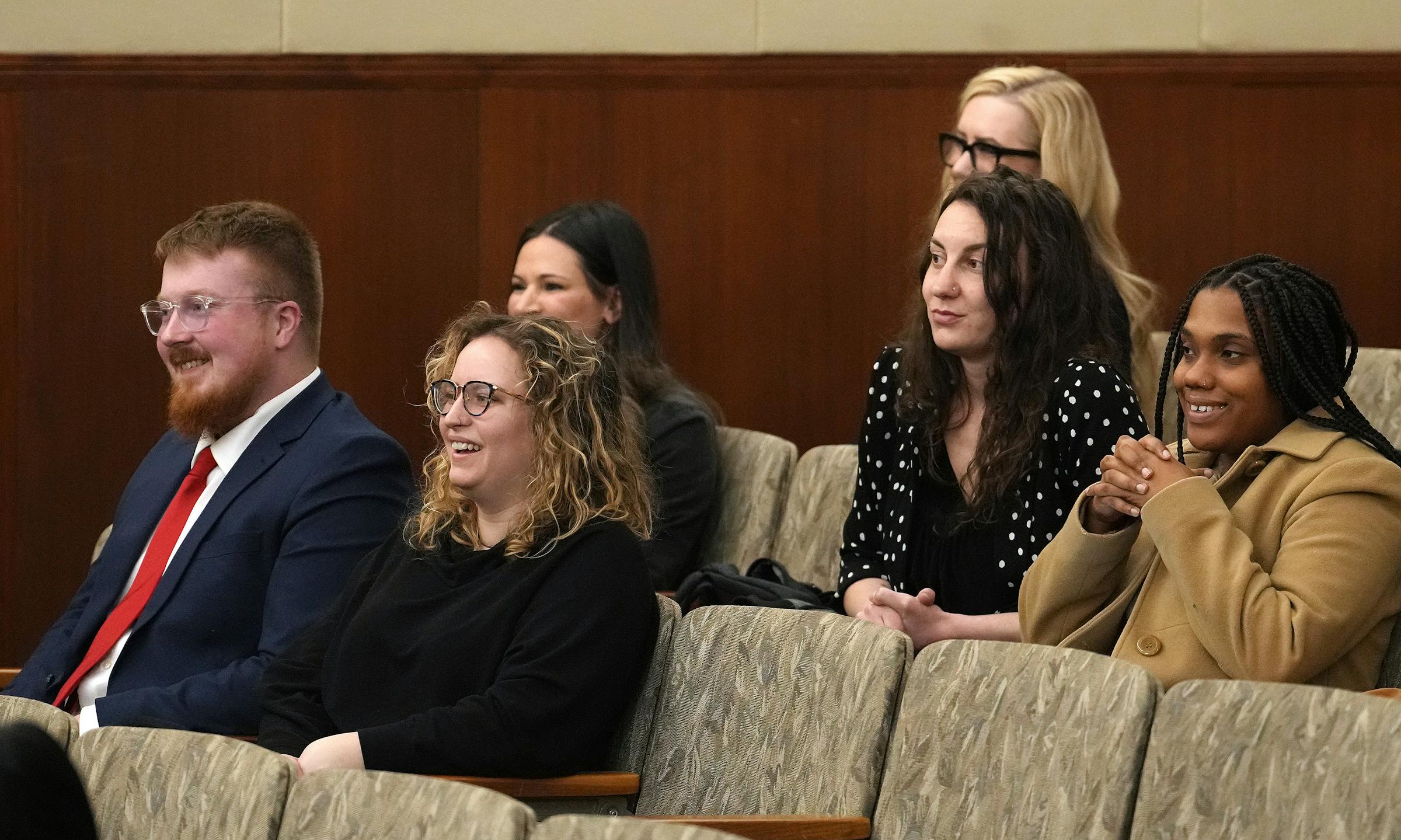 Minnesota lawmakers find fix to help foster kids pay for college