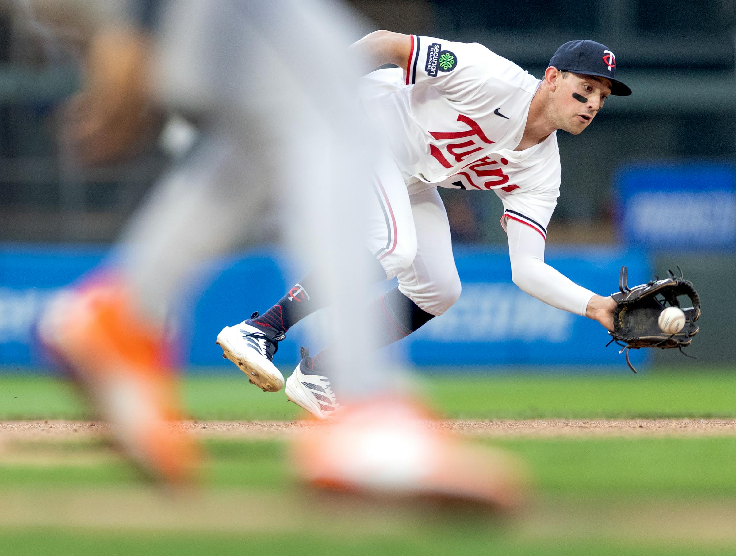 Brooks Lee moves from shortstop to third base for MN Twins