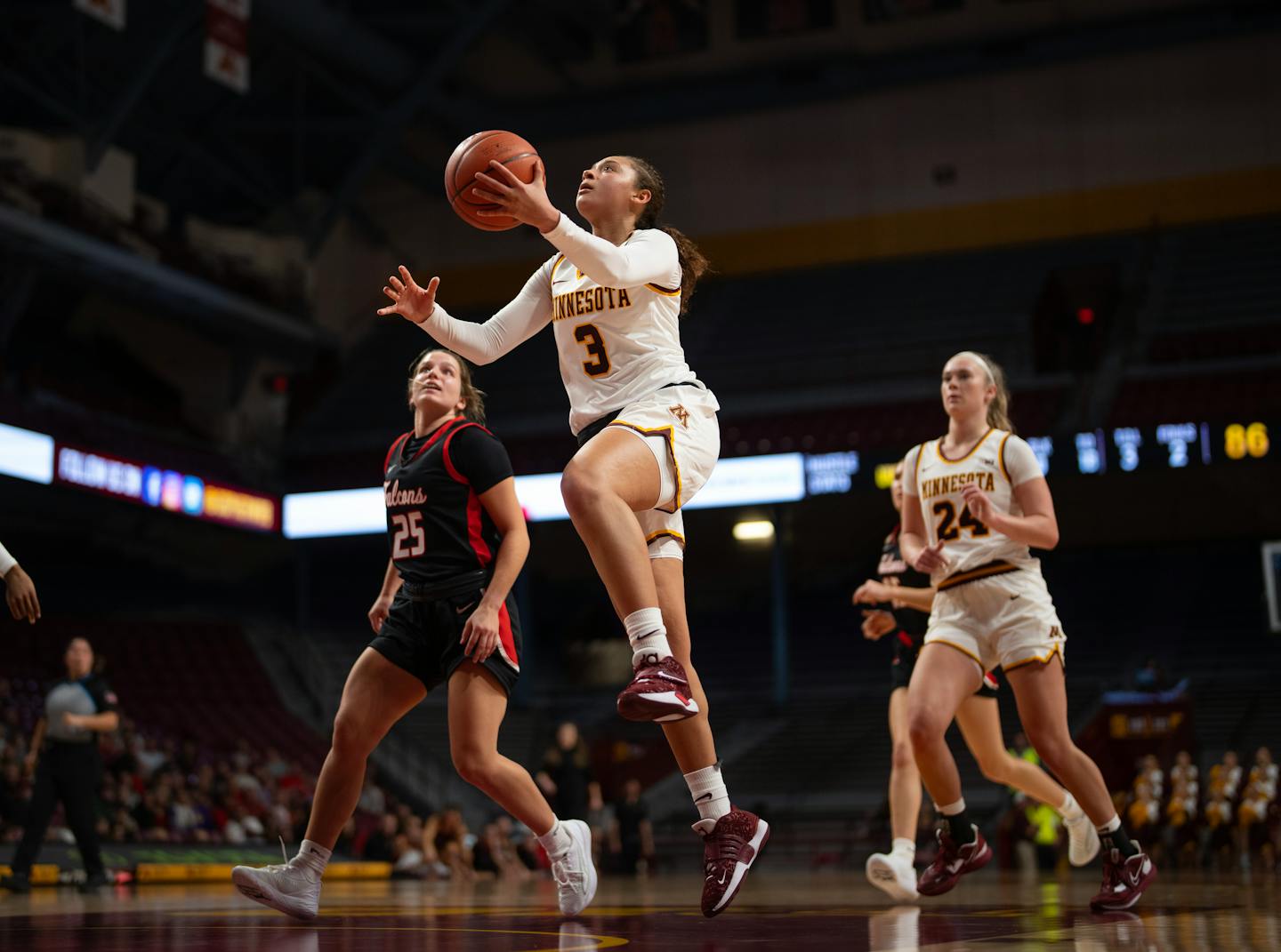 Amaya Battle wants to lead the Gophers — but first she had to fix her shot