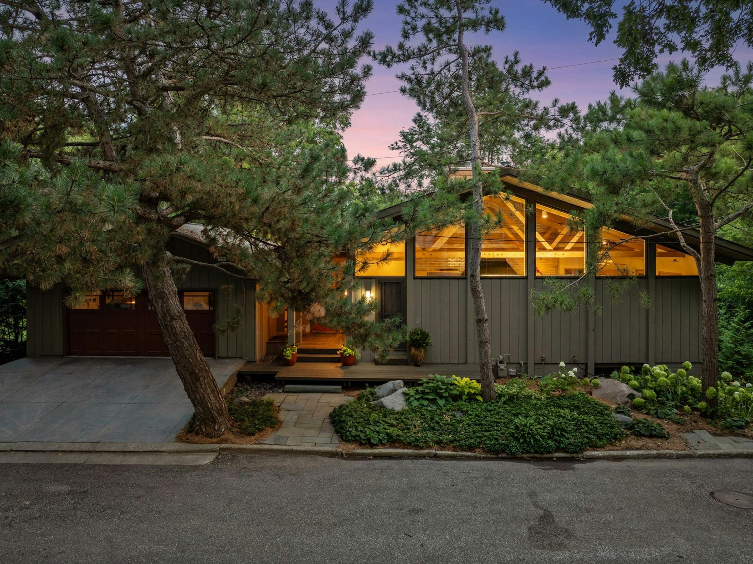Lumber titan’s Minneapolis home on market for $1.595 million
