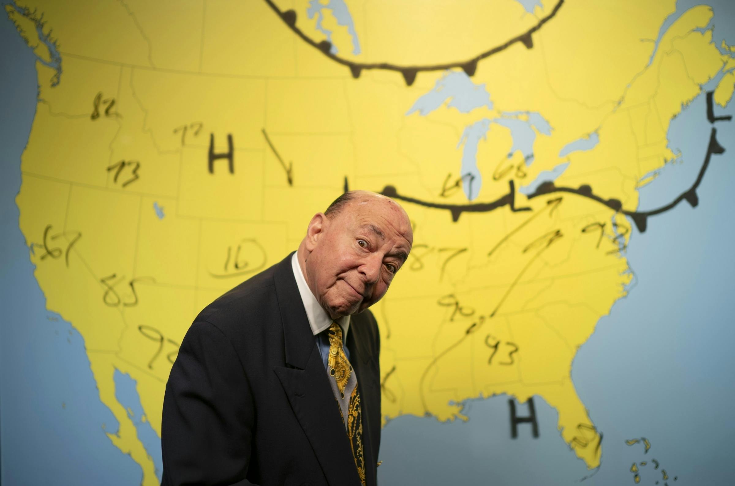 Minnesota's Barry ZeVan 'the Weatherman' offers old-school forecasts