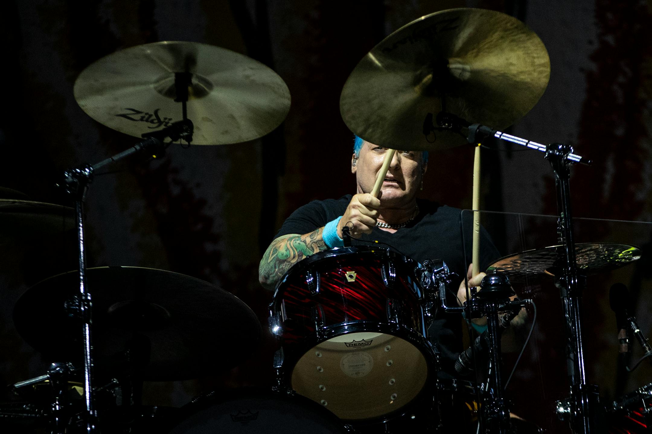 Review: Green Day and Smashing Pumpkins take ’90s angst out to the ballpark