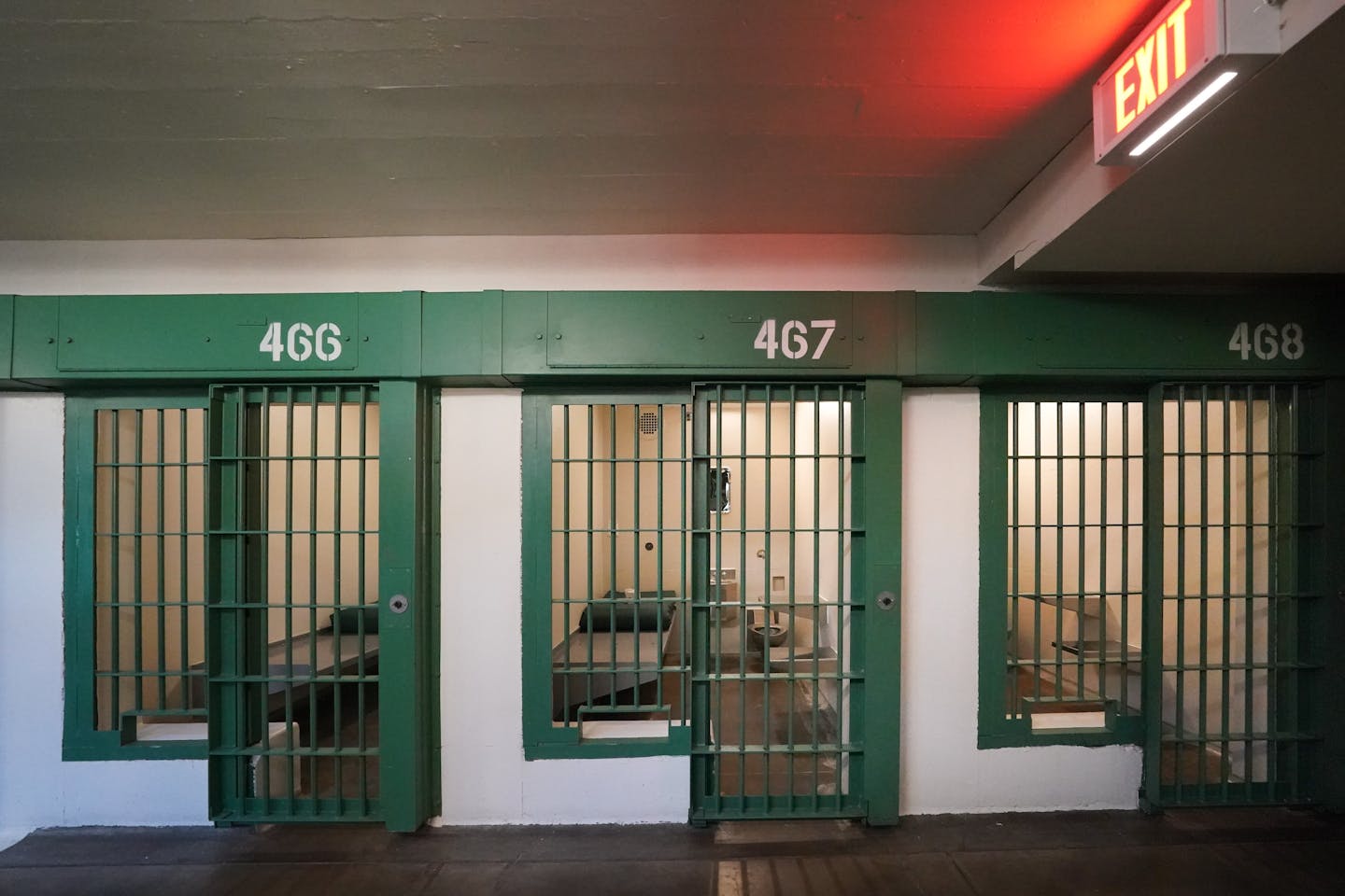 What does it mean when Minnesota courts sentence offenders to 'the ...