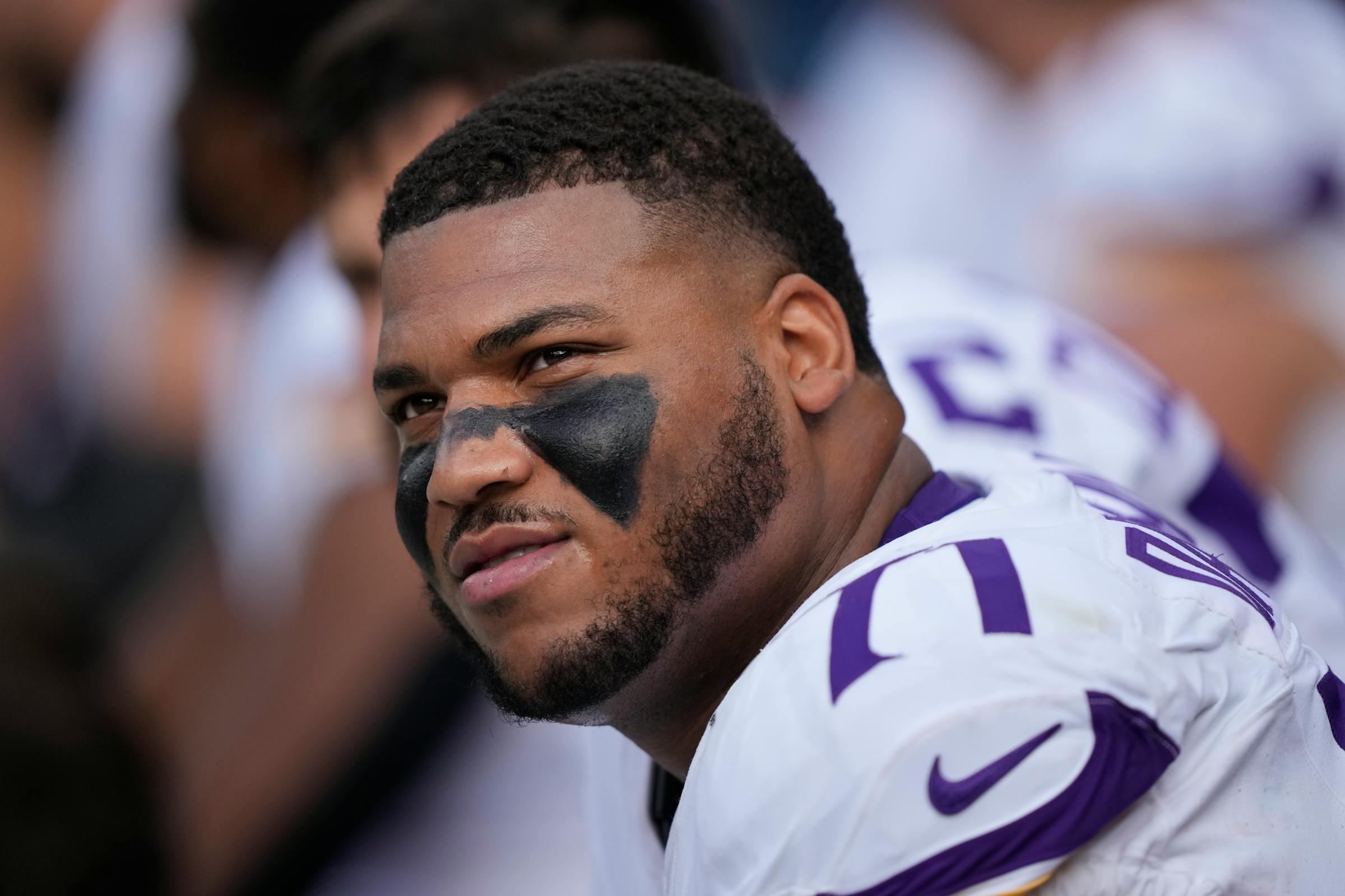 Vikings-Falcons inactives: Left tackle Christian Darrisaw out with injury for Jaren Hall's first ...