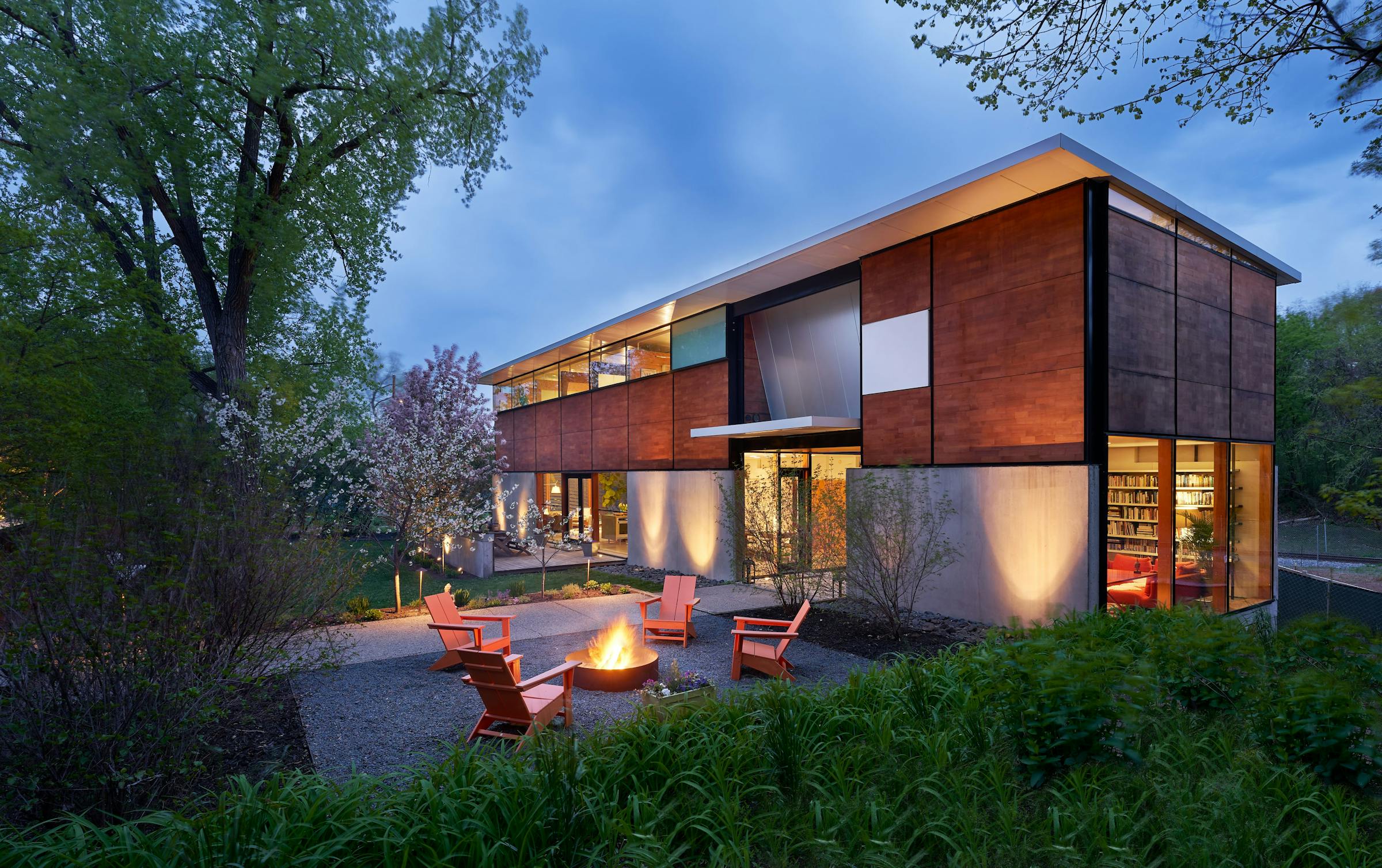 Groundbreaking FlatPak House in Minneapolis is on market for first time ...
