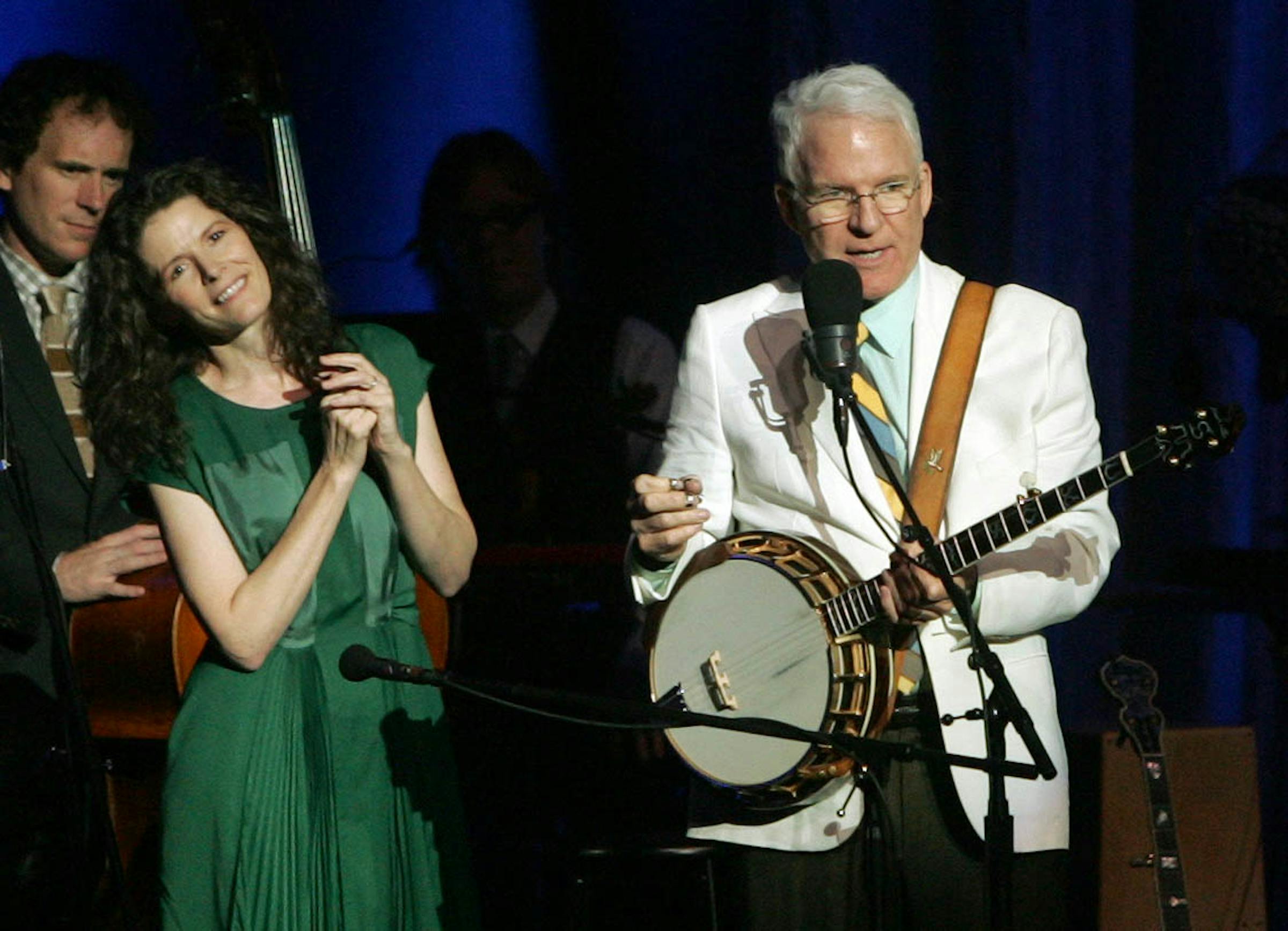 Steve Martin & Edie Brickell get serious about their unlikely and ...