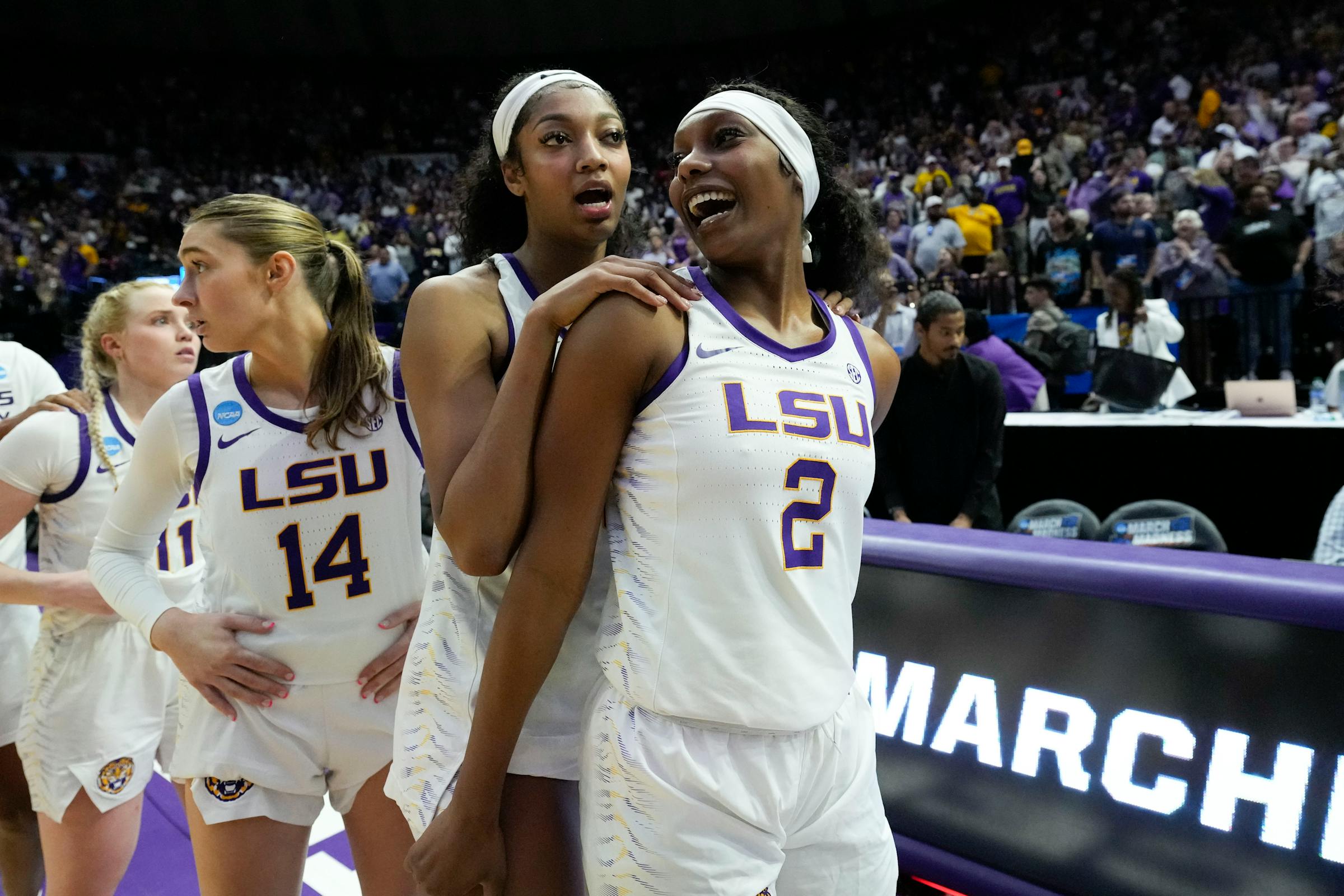 Los Angeles Times writer apologizes for column about LSU women’s ...