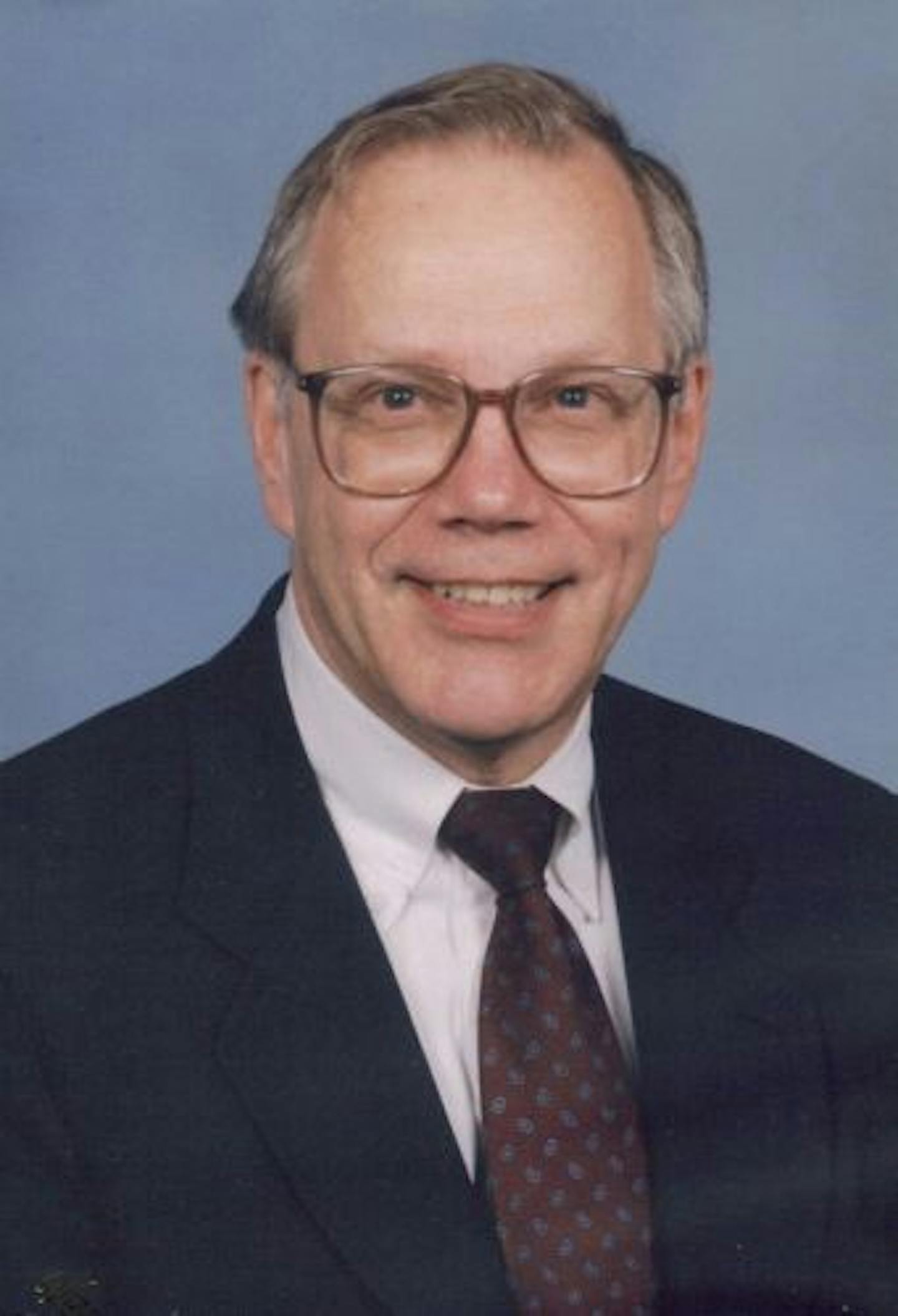 Gordon Nelson, prof and DFL activist, dies