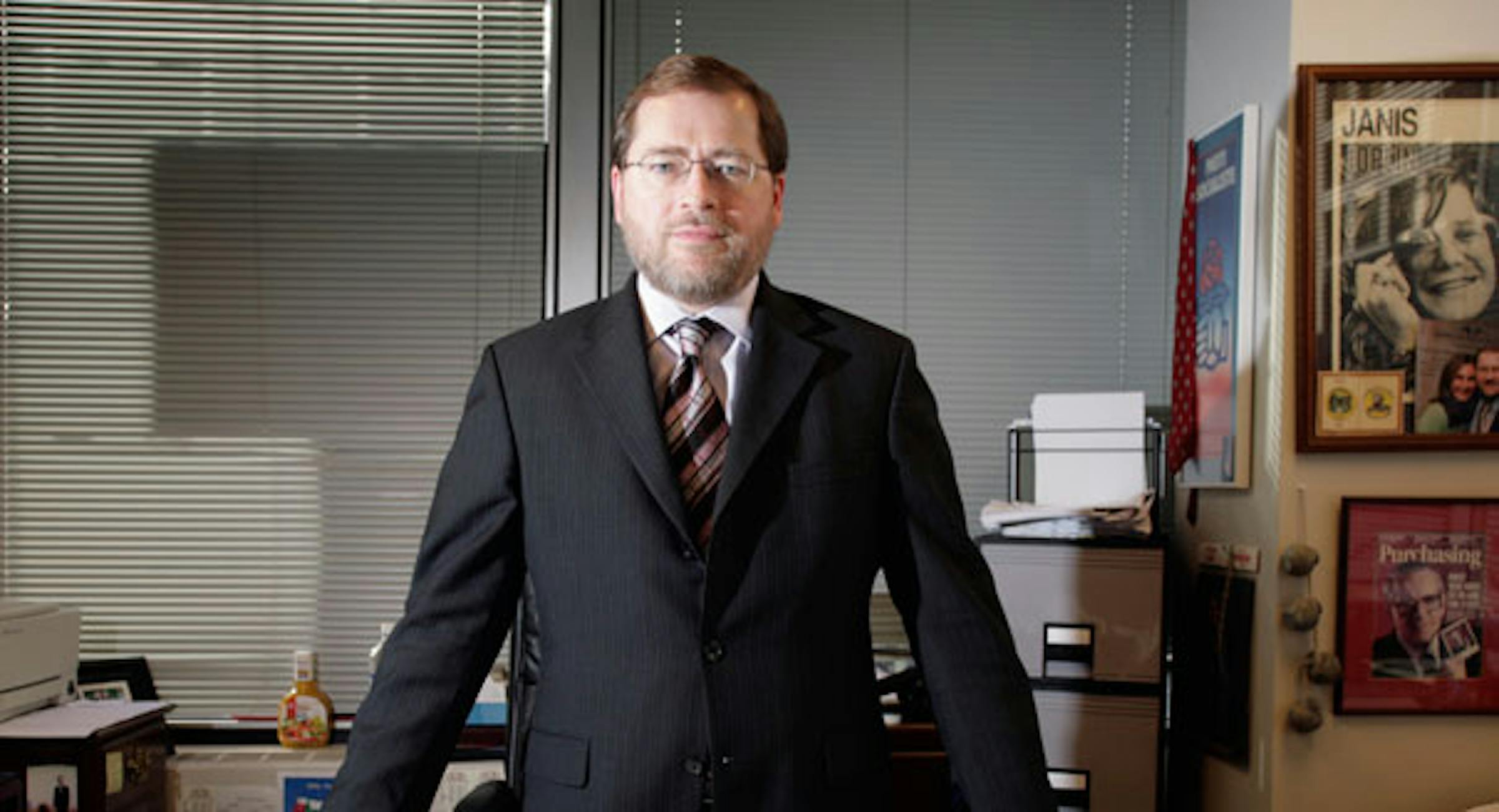 Grover Norquist's anti-tax pledge undermines democracy