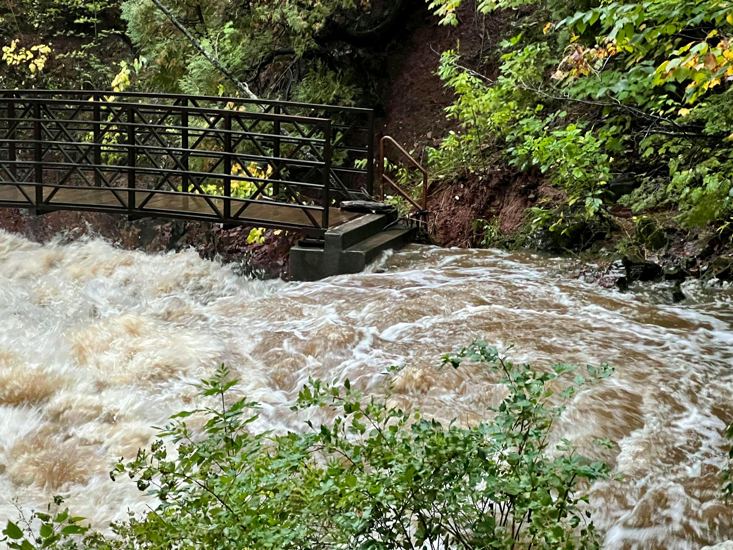 Duluth roads reopen after weekend flooding as rain continues