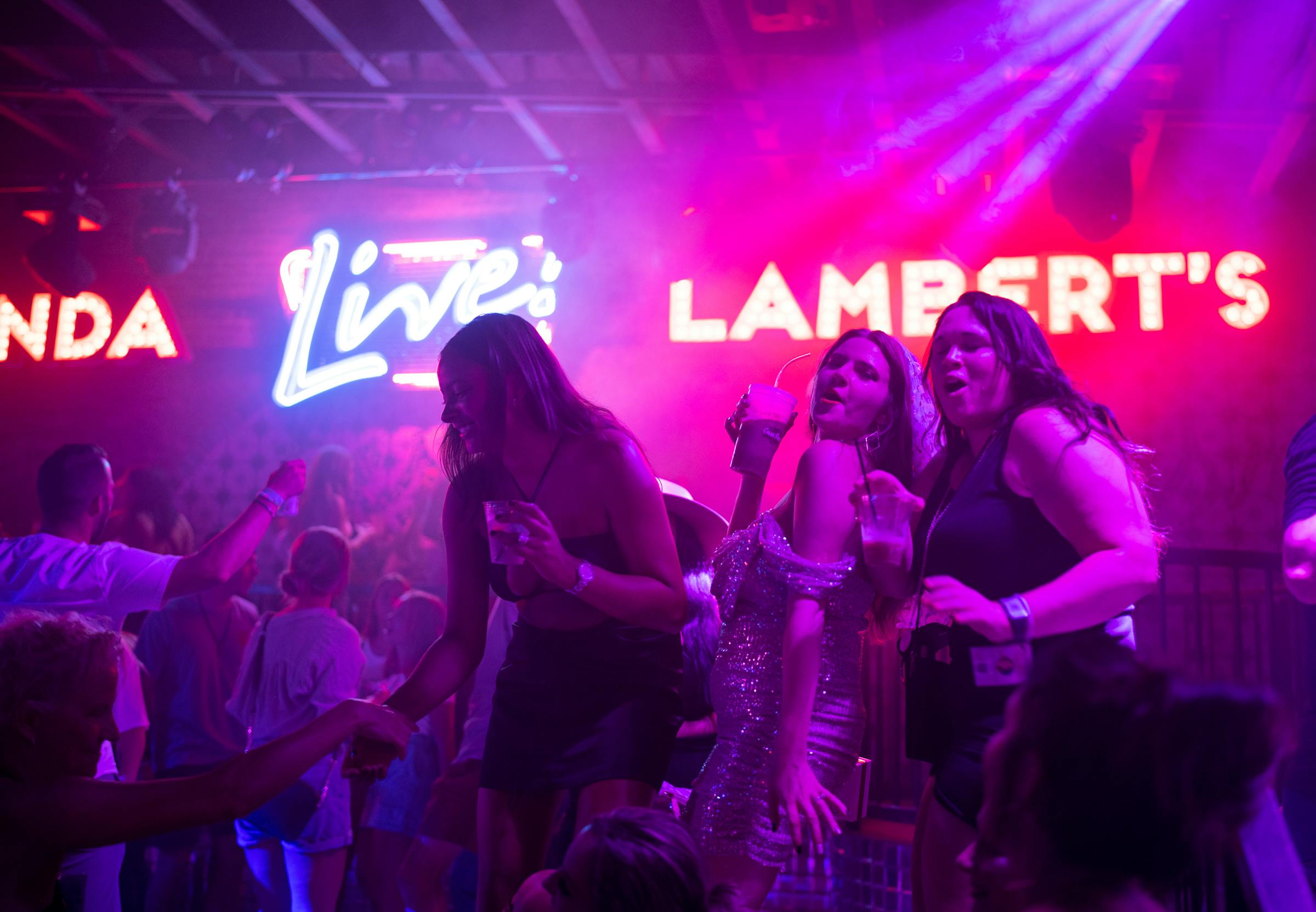 Nashville's rowdy row of celebrity bars offers a new spring-break hotspot