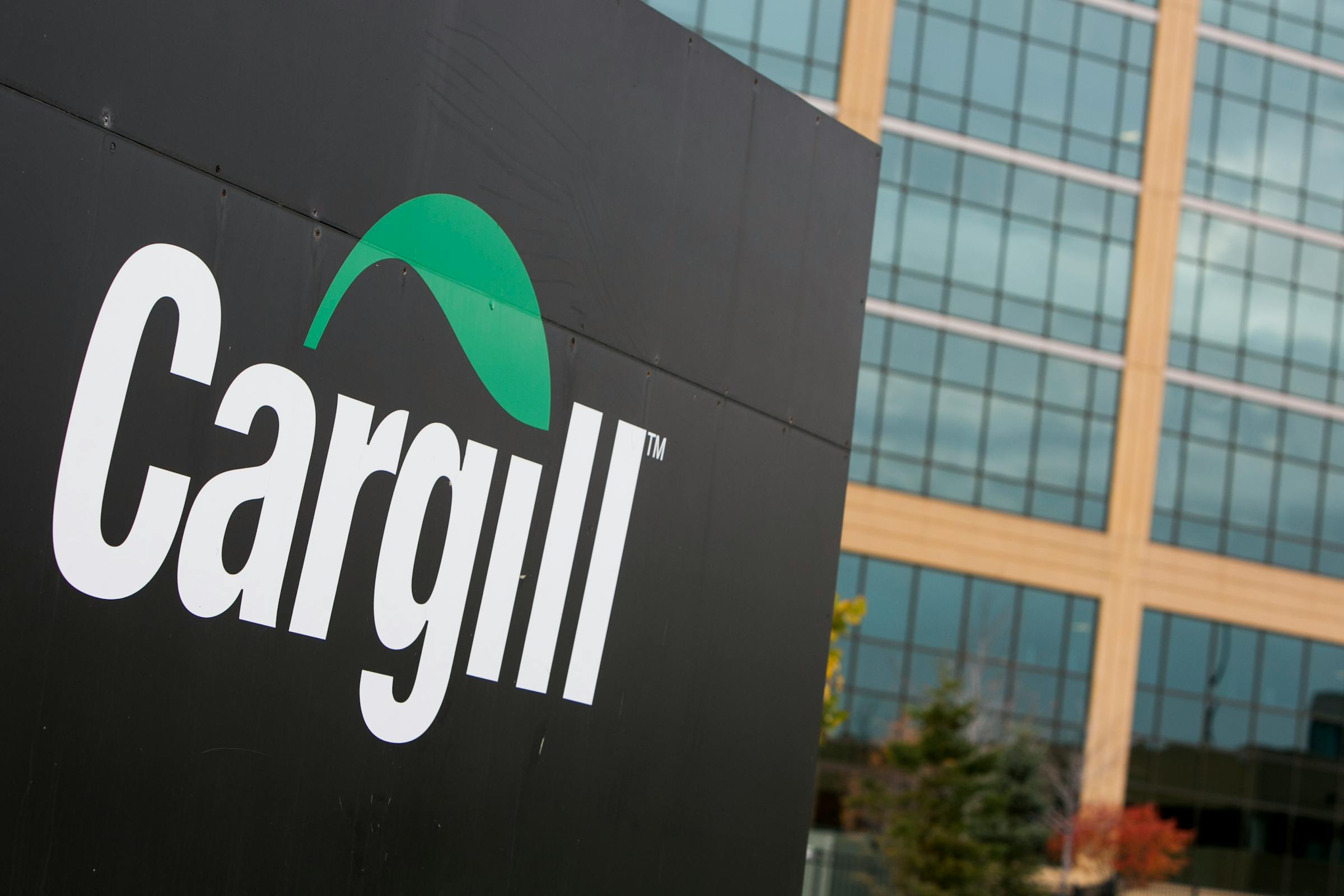 Cargill profit falls 20 percent in a swirl of changing food, trade and ...
