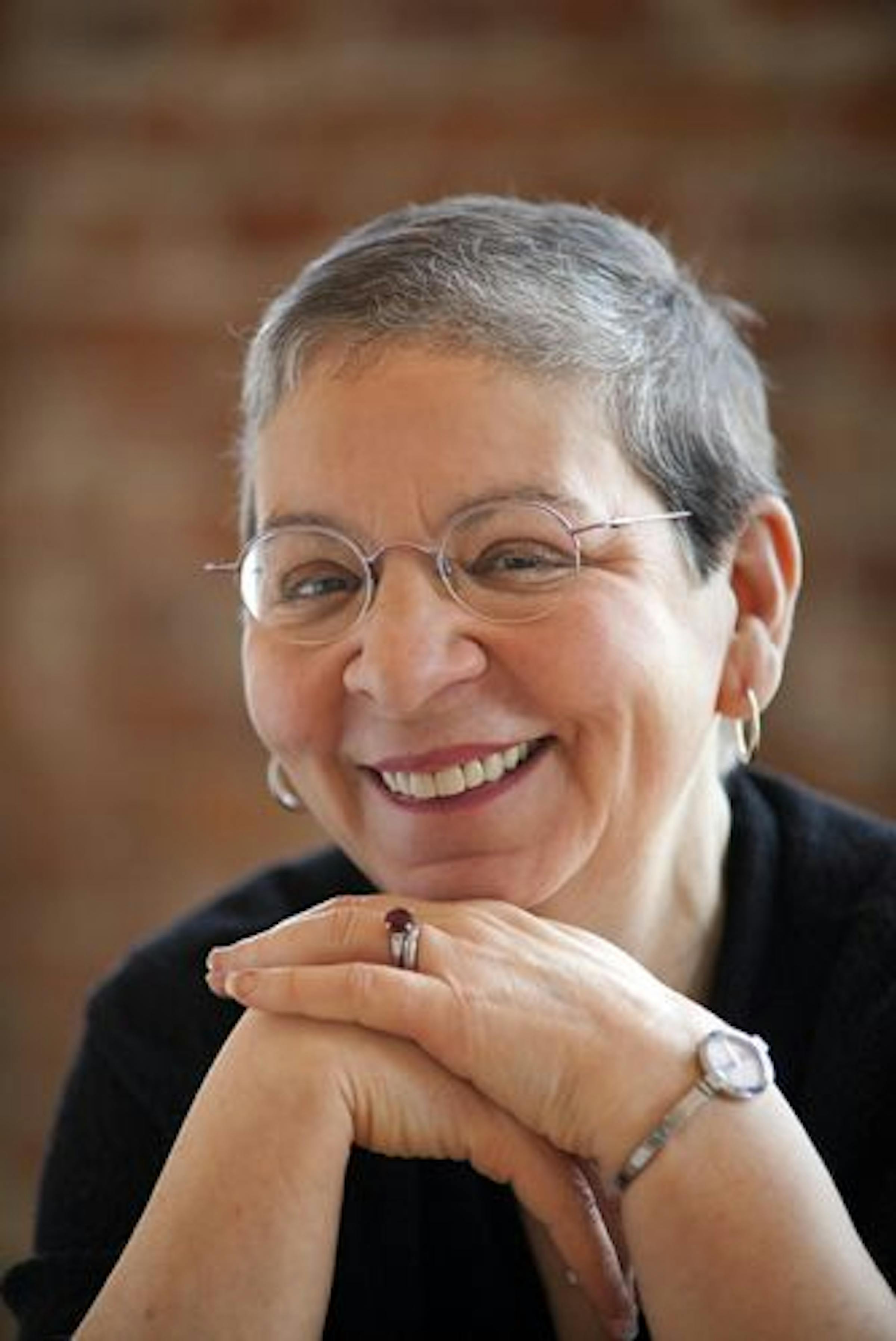 Famous librarian comes to town