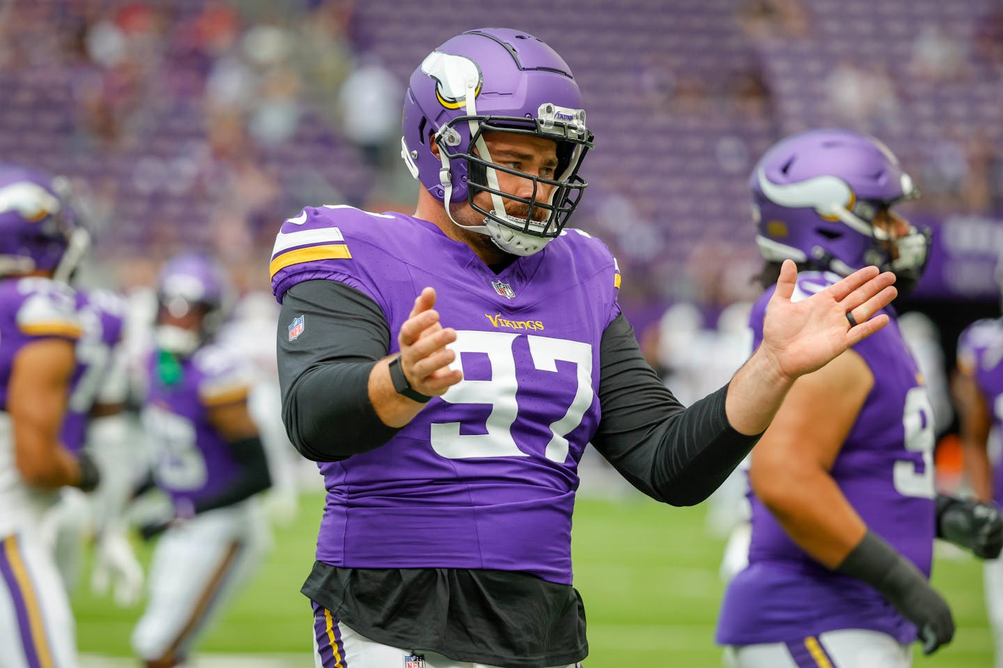 Vikings' Harrison Phillips keeping busy off field with charity