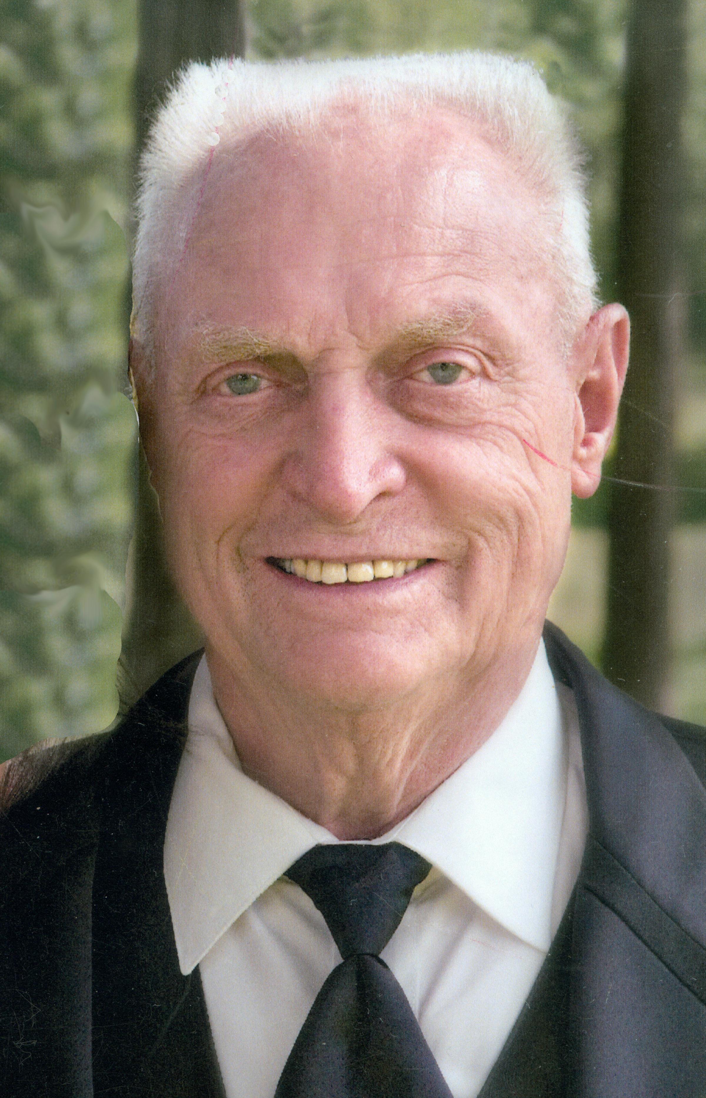 Bob Leaders, who helped the 'average man' learn to fly, dies at 89