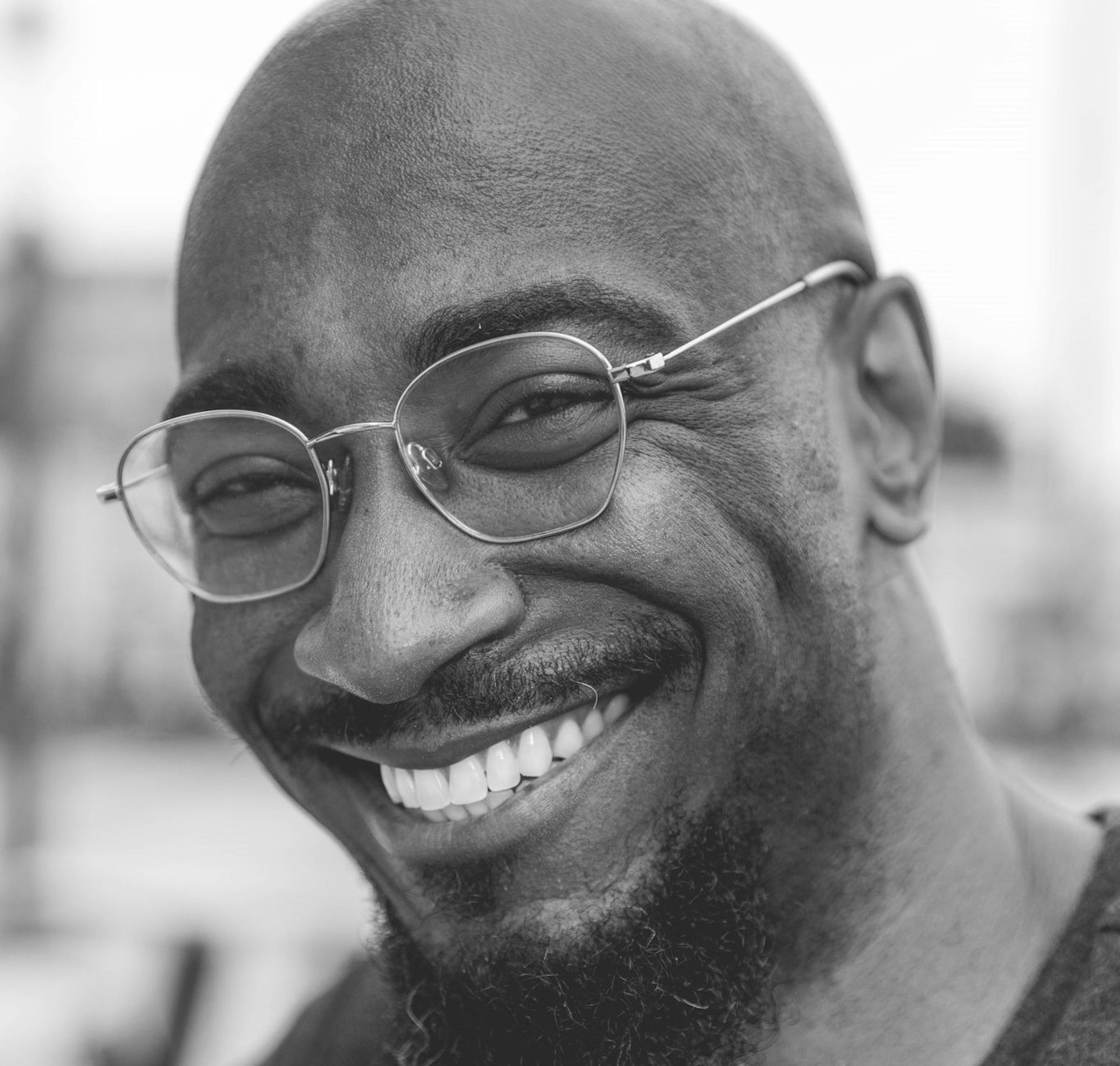 The hero of novel ‘Ours’ frees enslaved people and makes them a home