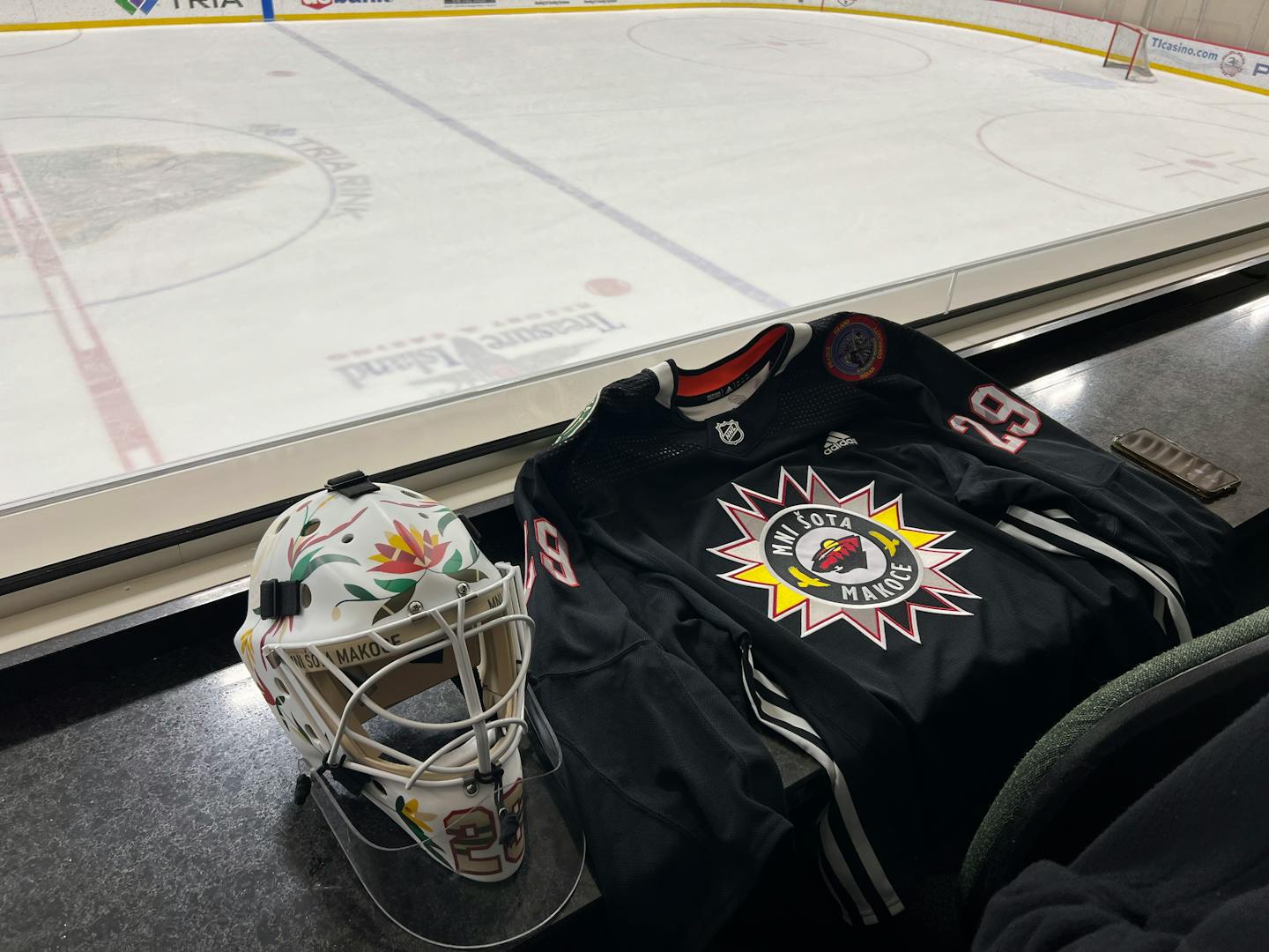 Minnesota Historical Society acquires Minnesota Wild goalie mask ...