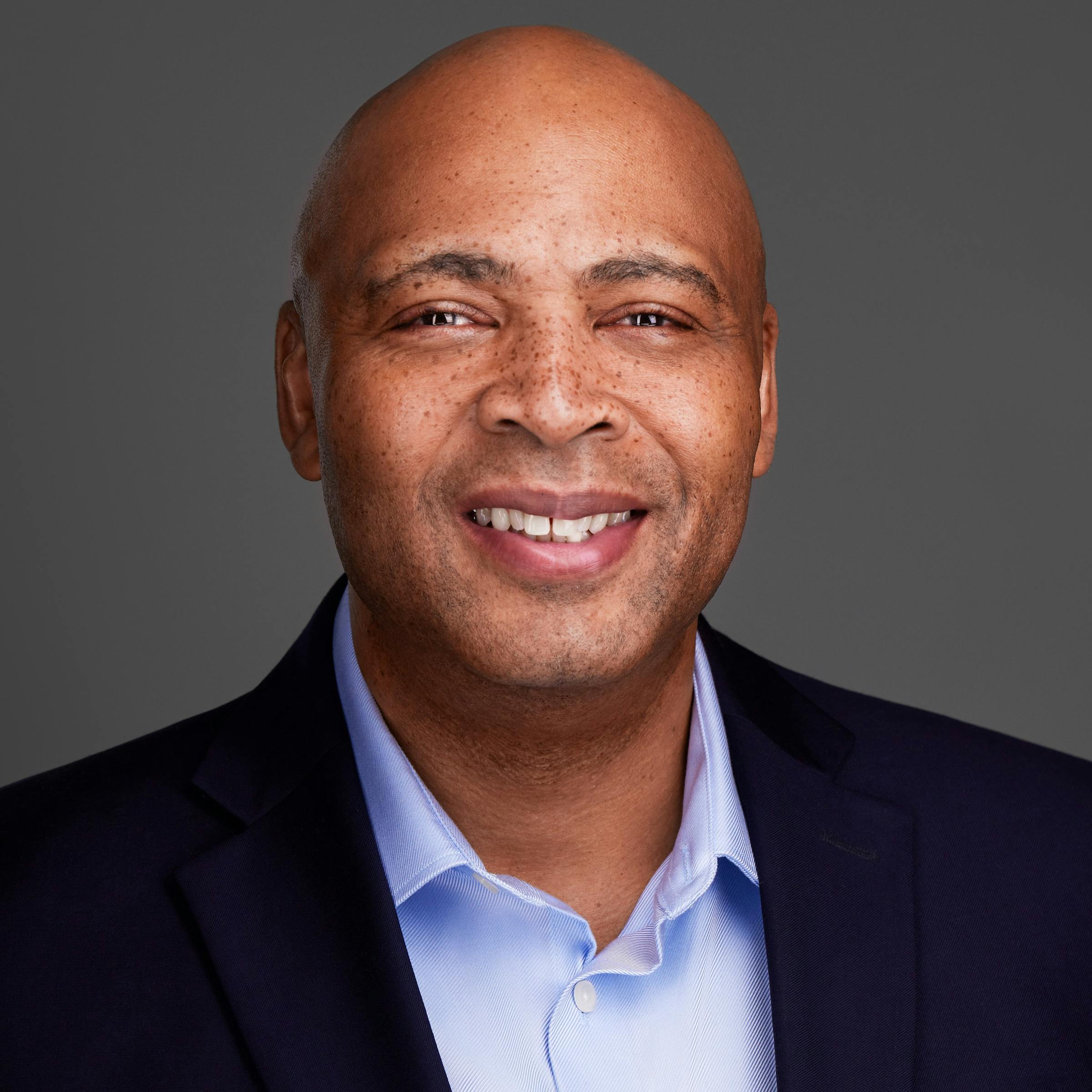 C.H. Robinson names former Ford Motor and Amazon executive as new CEO