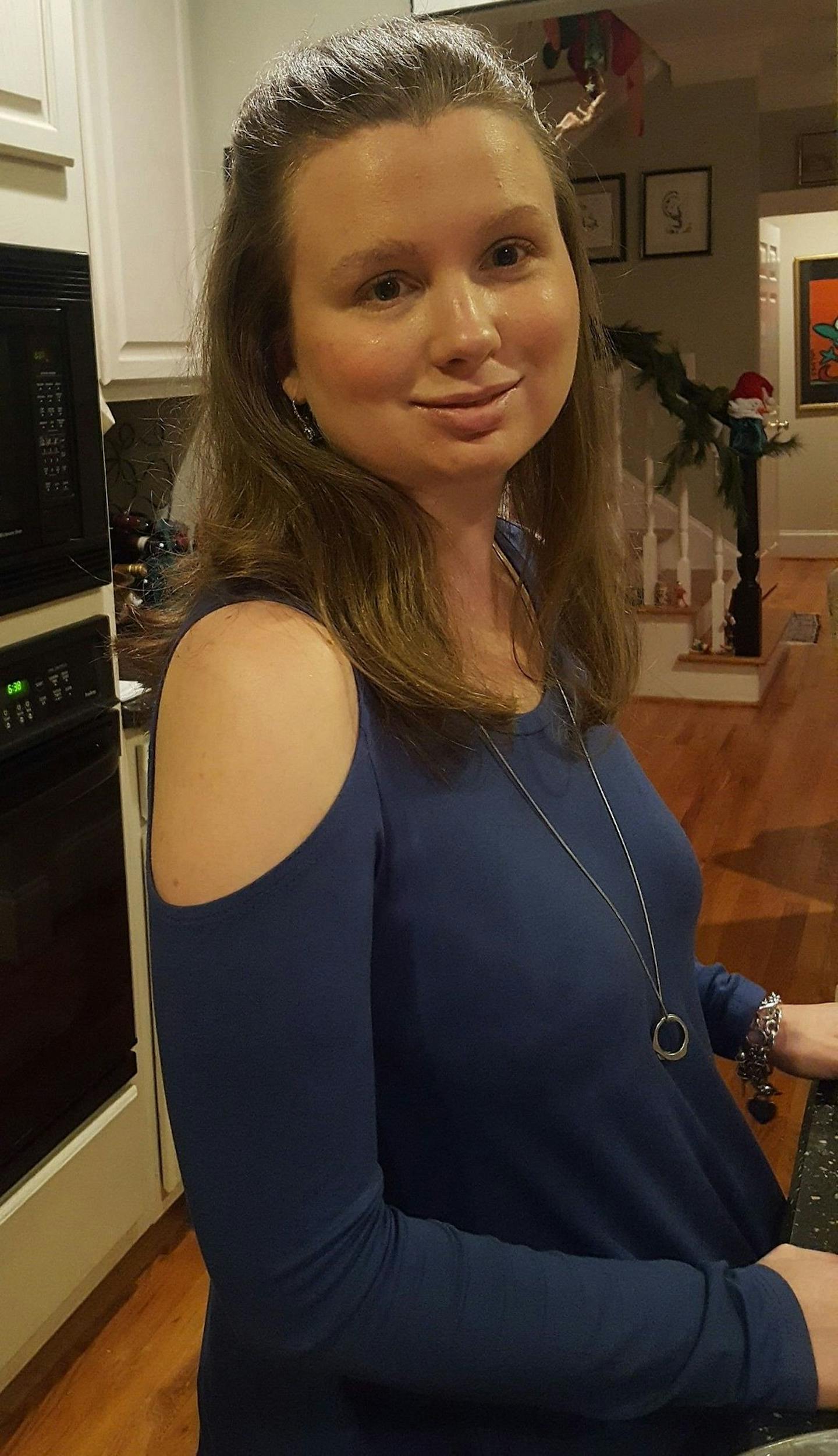 Rebecca Veeck, Saints ballpark greeter from childhood, dies at 27