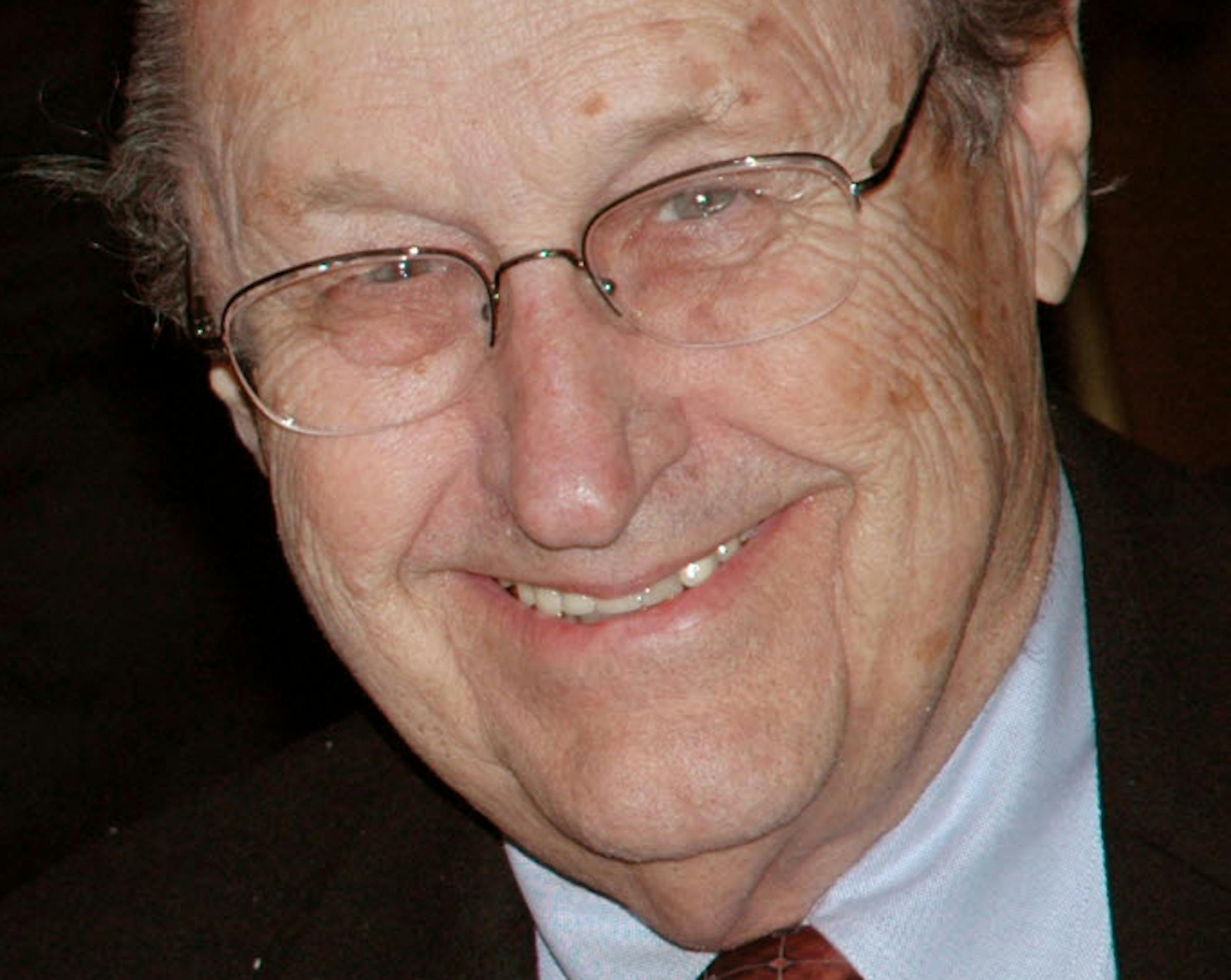 Obituary: Rholan Larson founded top accounting firm