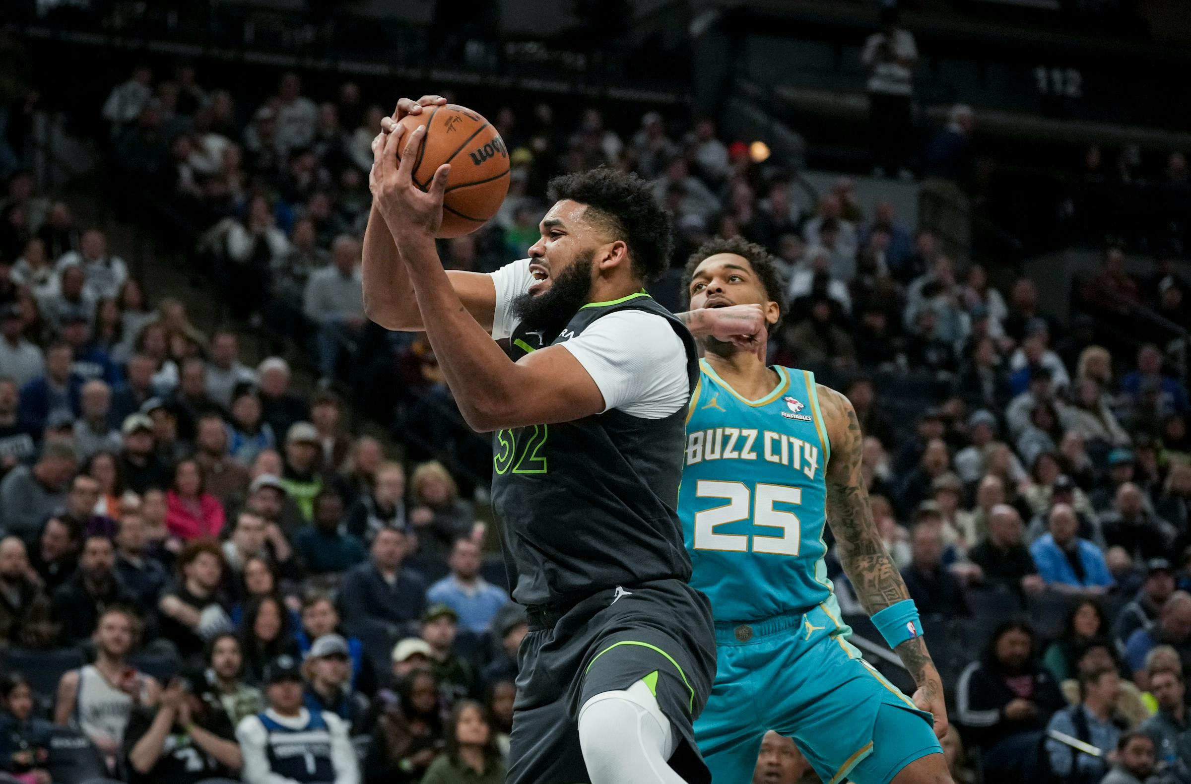 Karl-Anthony Towns has record-setting night for Timberwolves