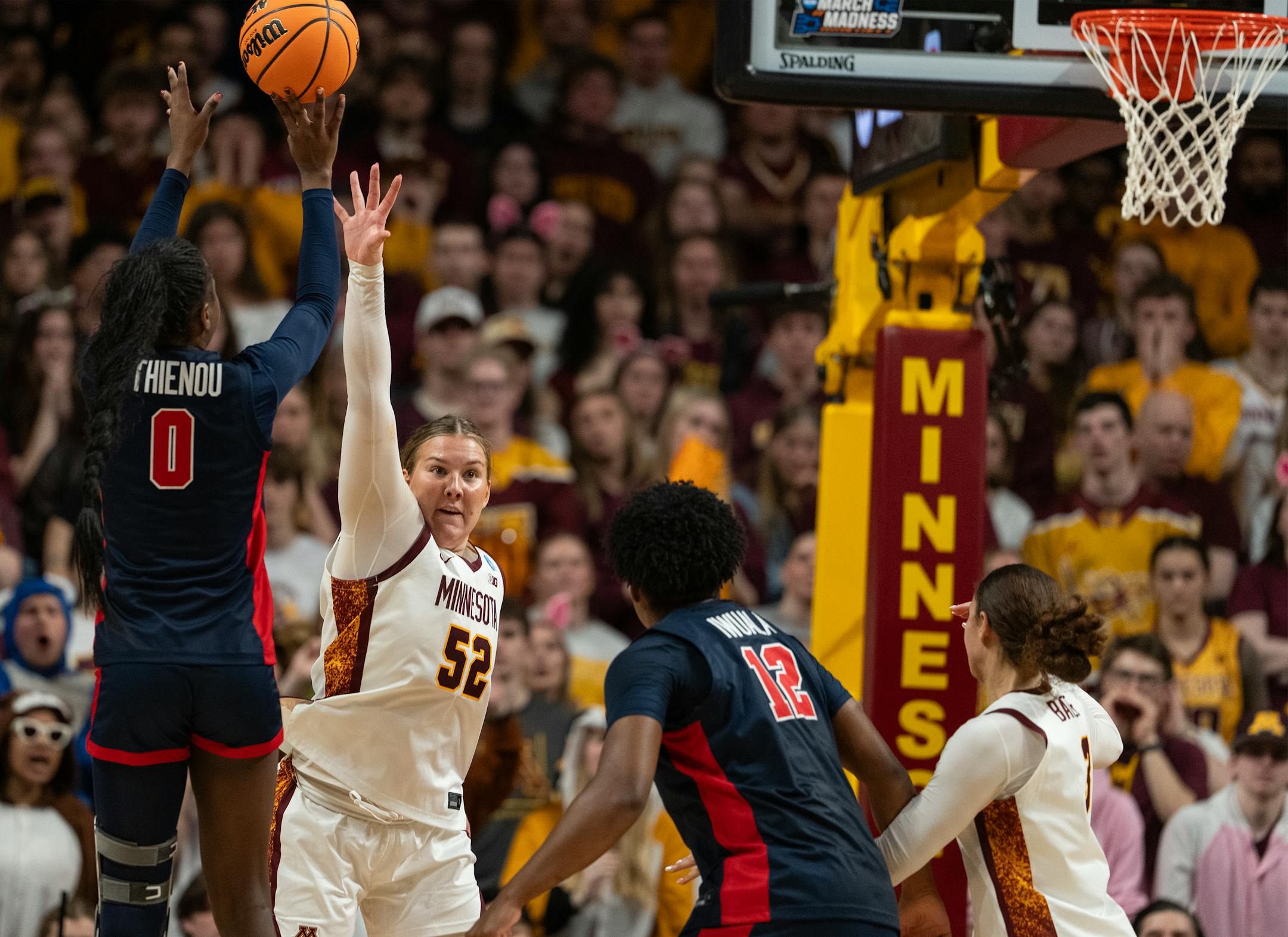 Gophers women's basketball beats Ole Miss in NCAA tournament