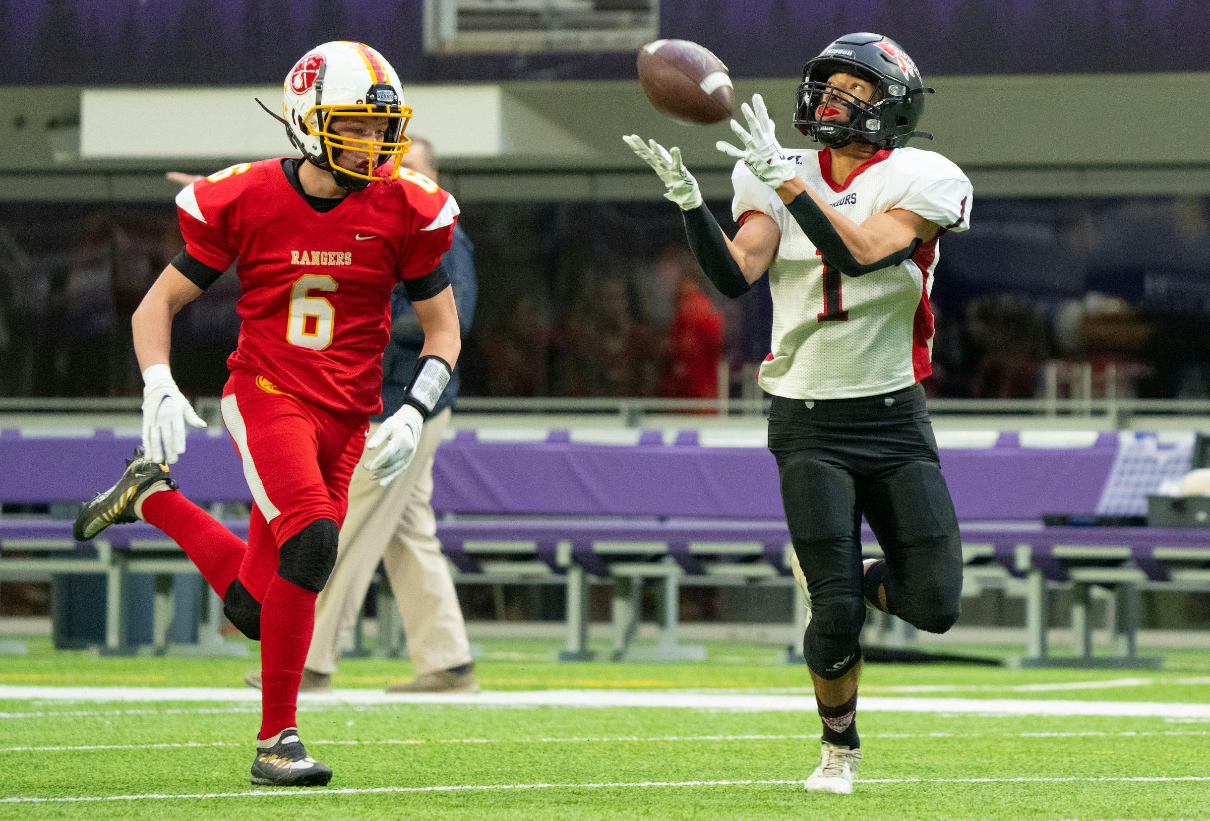 Updates: Minnesota high school football semifinals at U.S. Bank Stadium