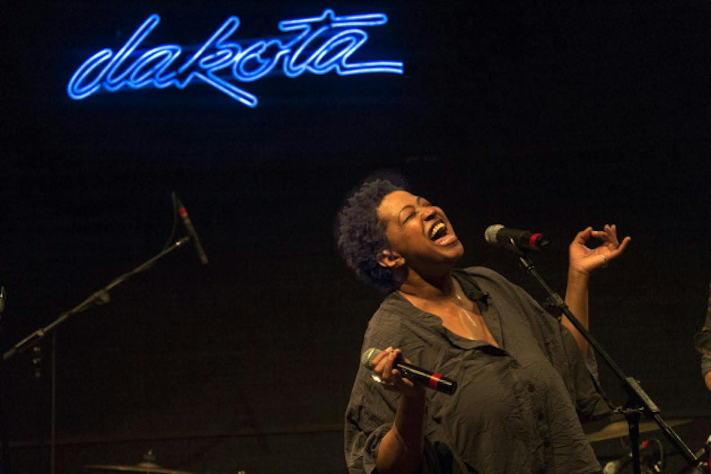 Superstar backup singer Lisa Fischer is a stone-cold knockout at Dakota