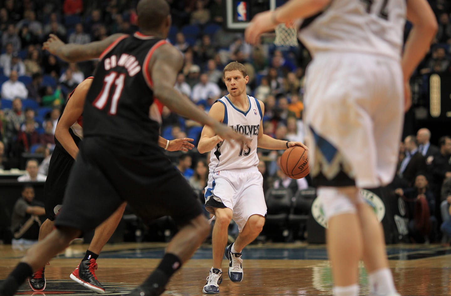 Patrick Reusse: Wolves' Ridnour displays look of a savior