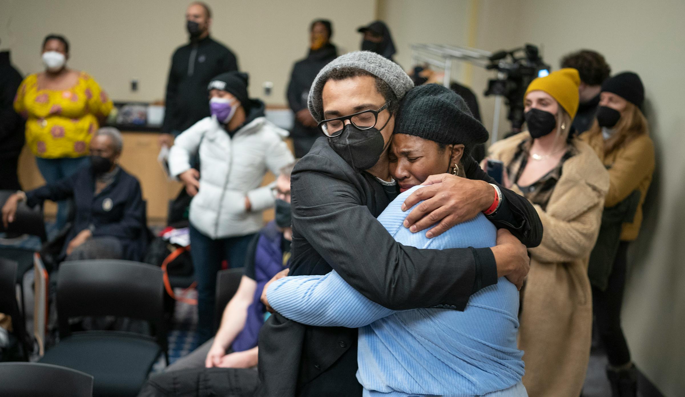 Mel Reeves remembered as 'Black prince of justice' at funeral